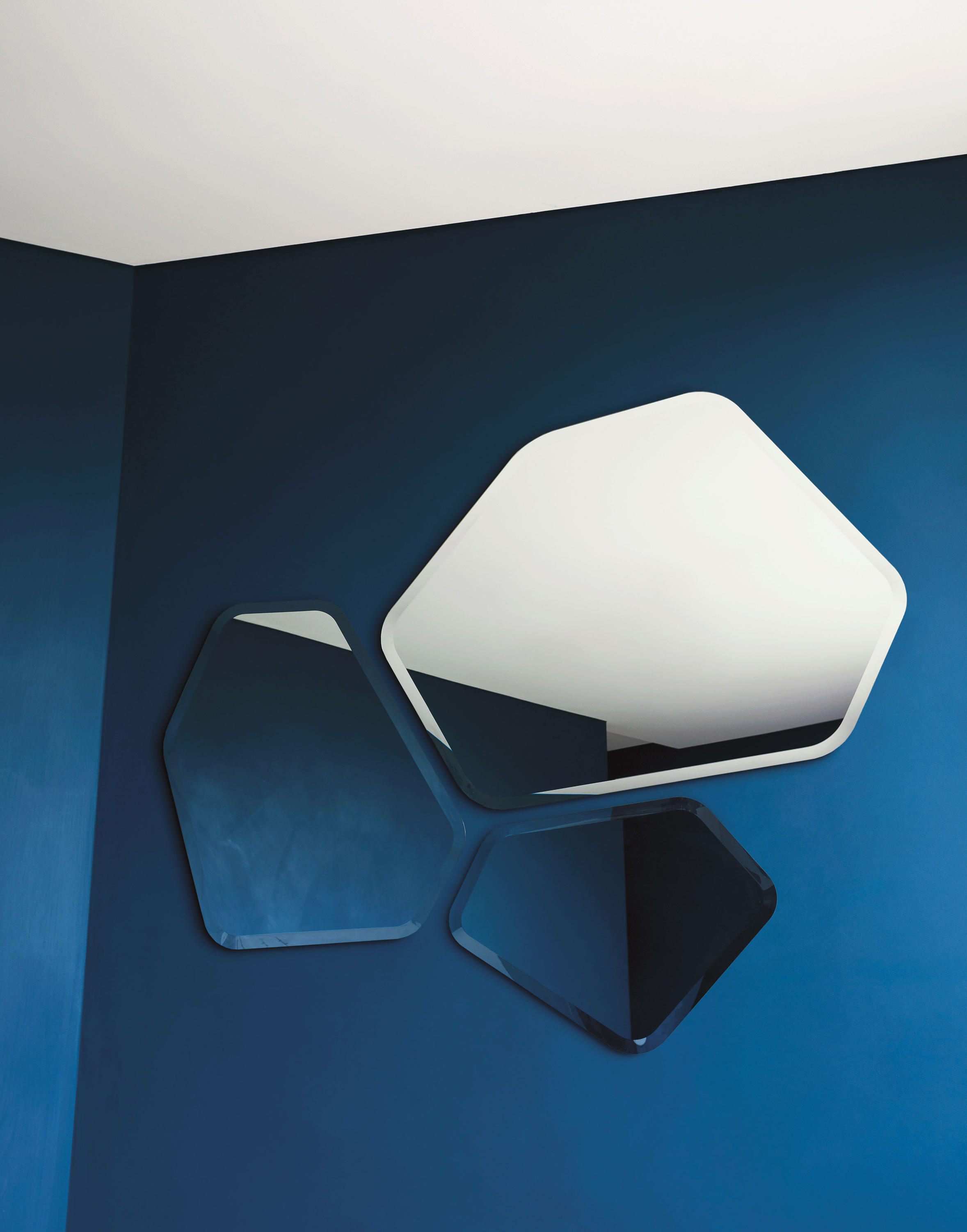 QUARTZ - Mirrors from Desalto | Architonic