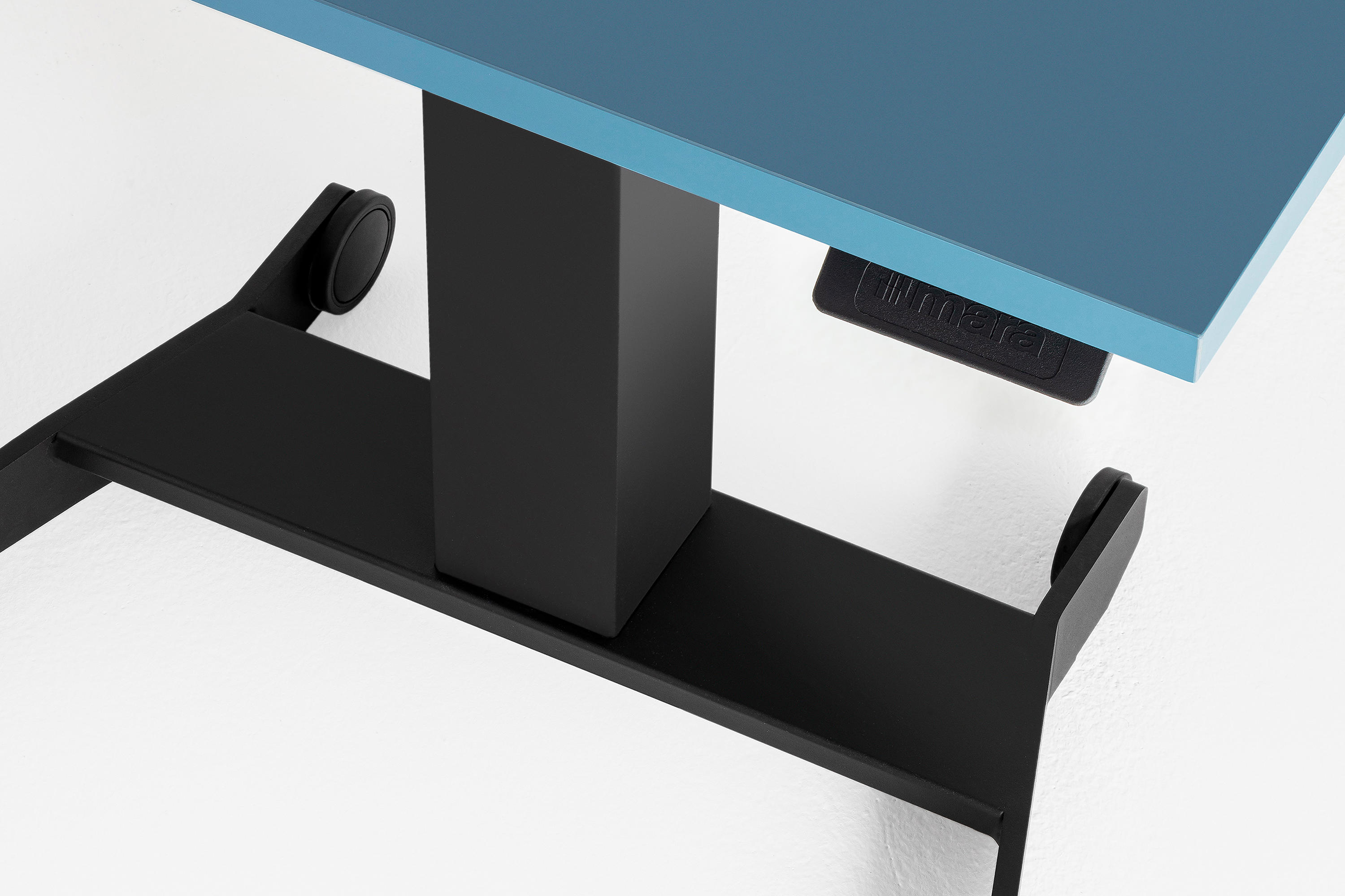 Follow Meeting Cone 299MC | Architonic