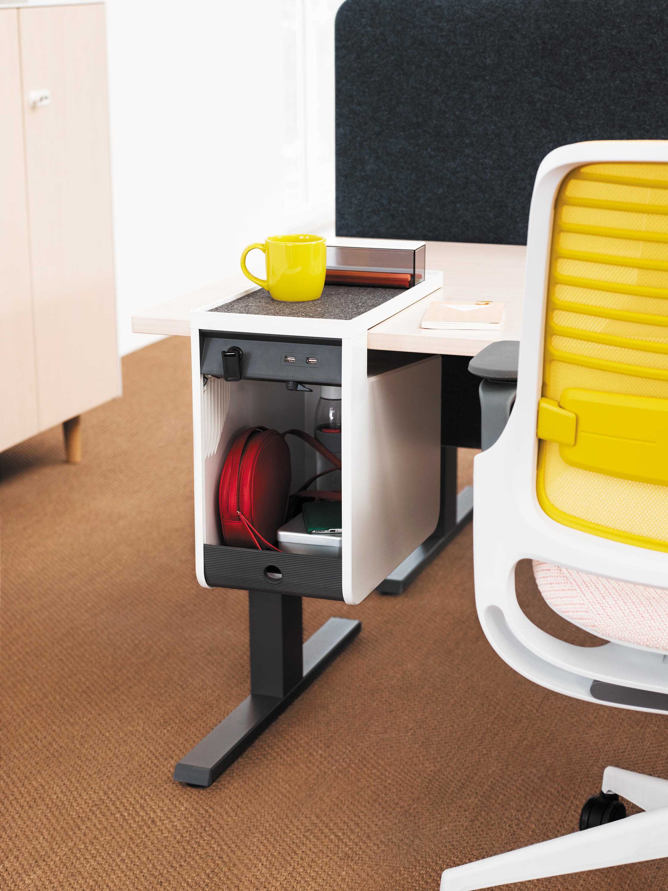 Personal Console & Designermöbel | Architonic