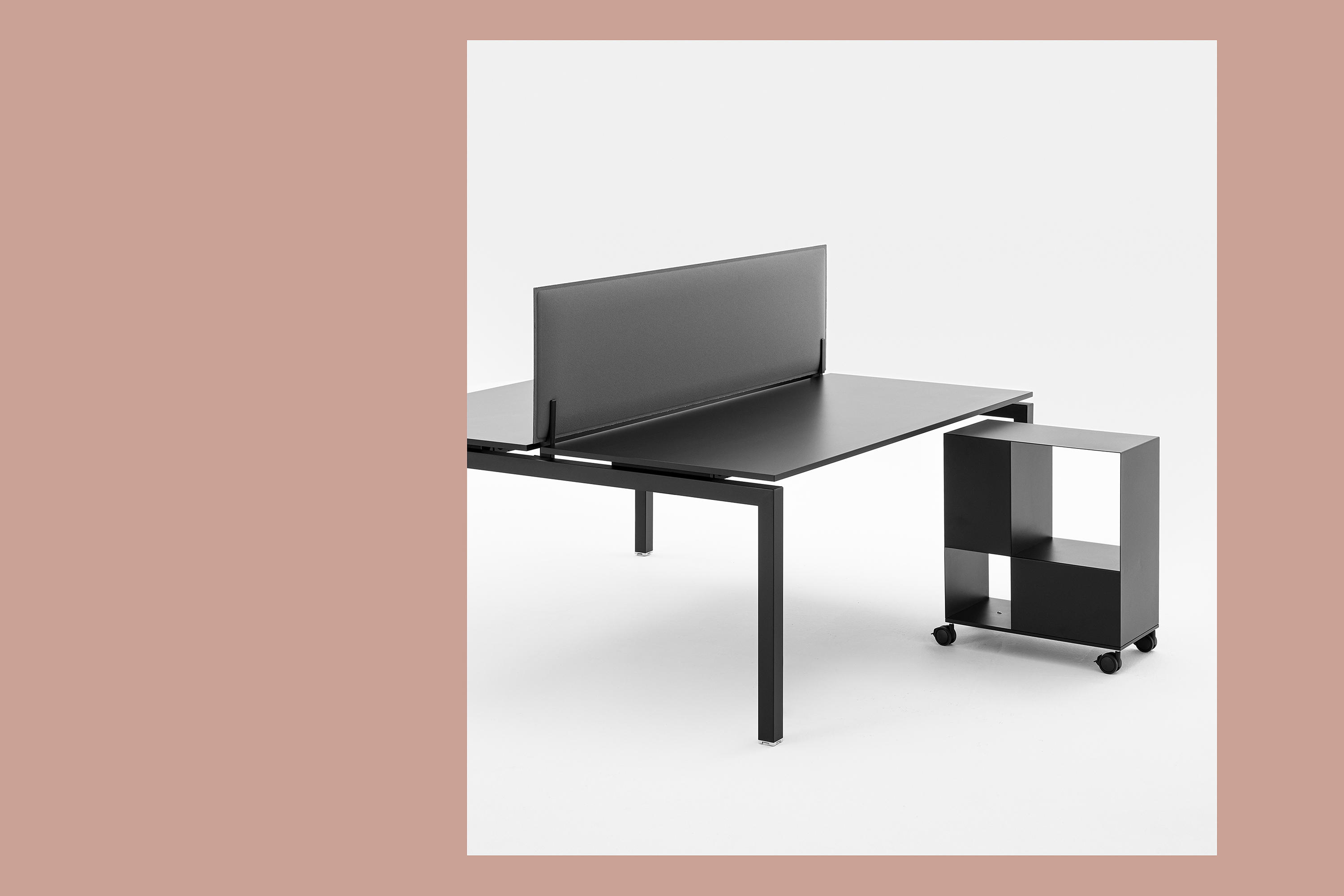 B302 DESK - Standing tables from Mara | Architonic