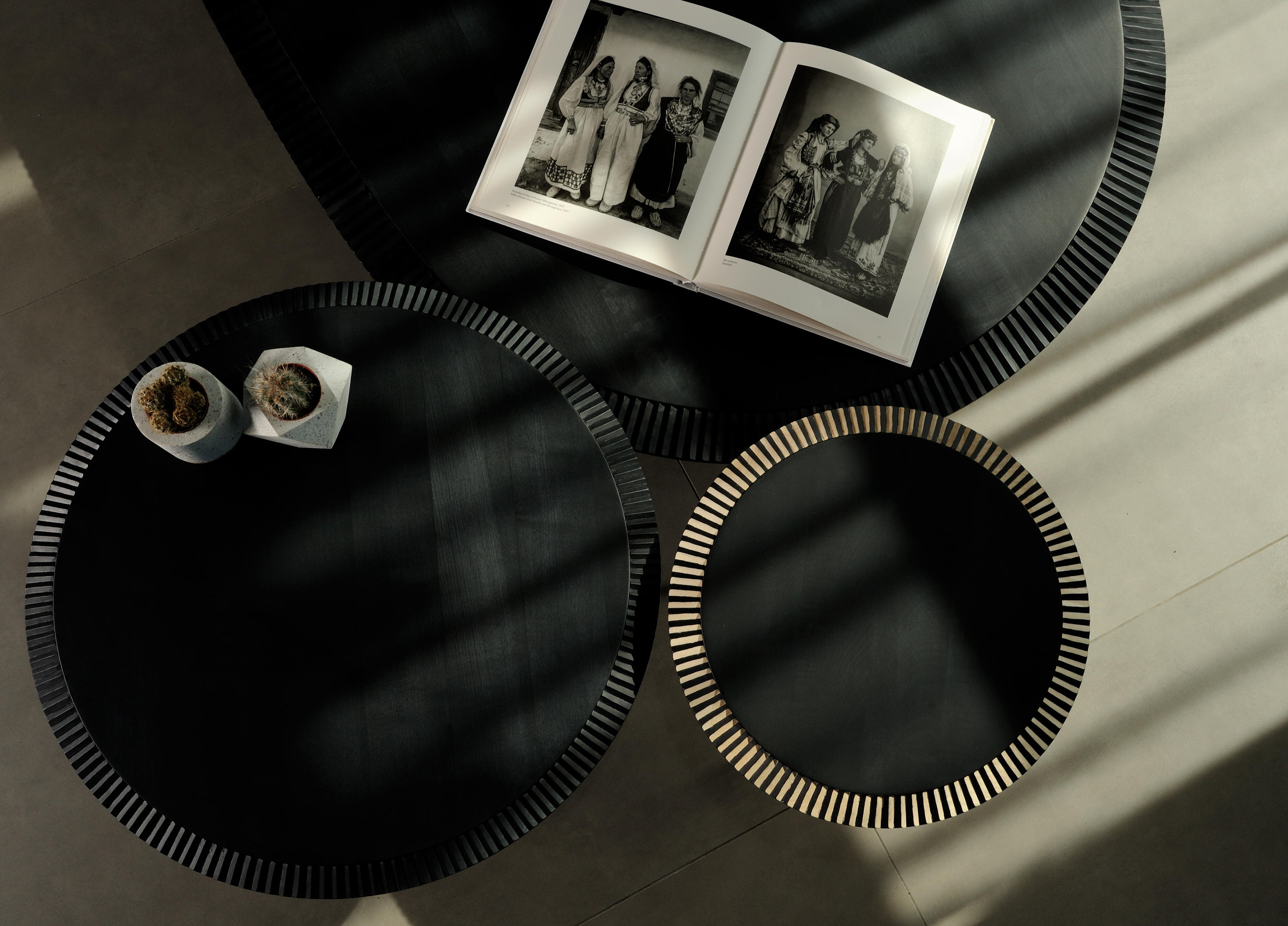 Piano Table medium & designer furniture | Architonic