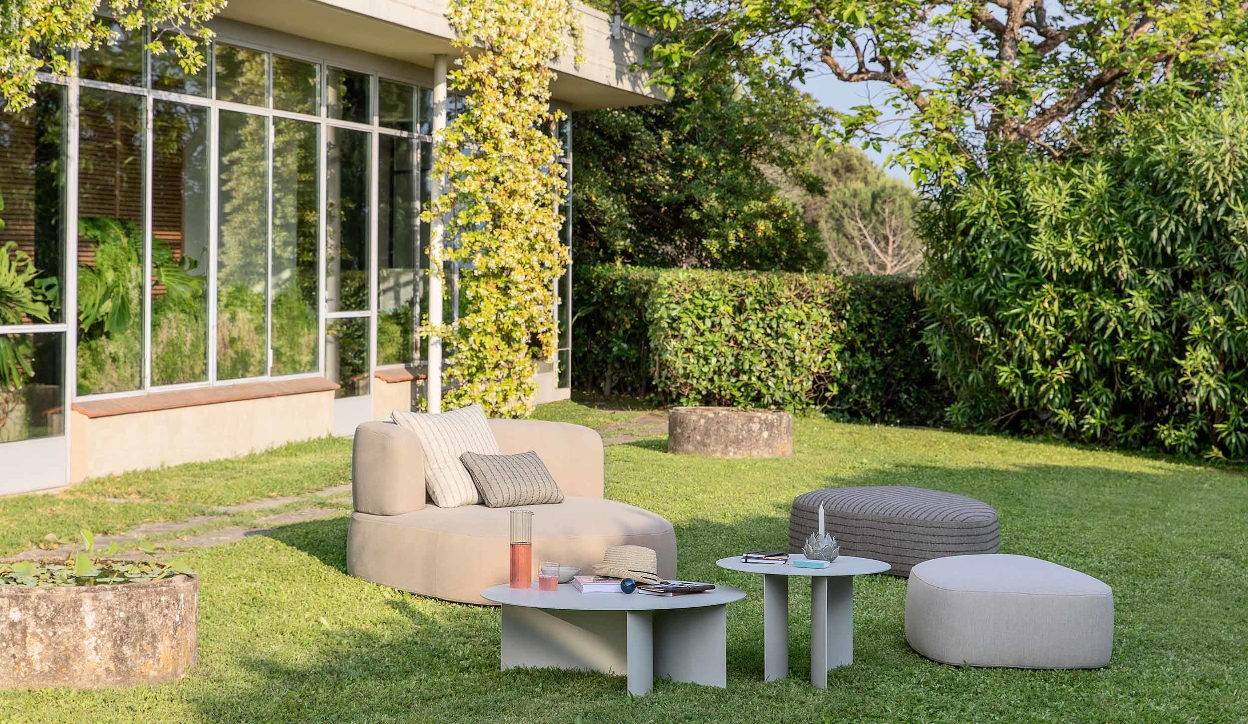 Pierre armchair & designer furniture | Architonic