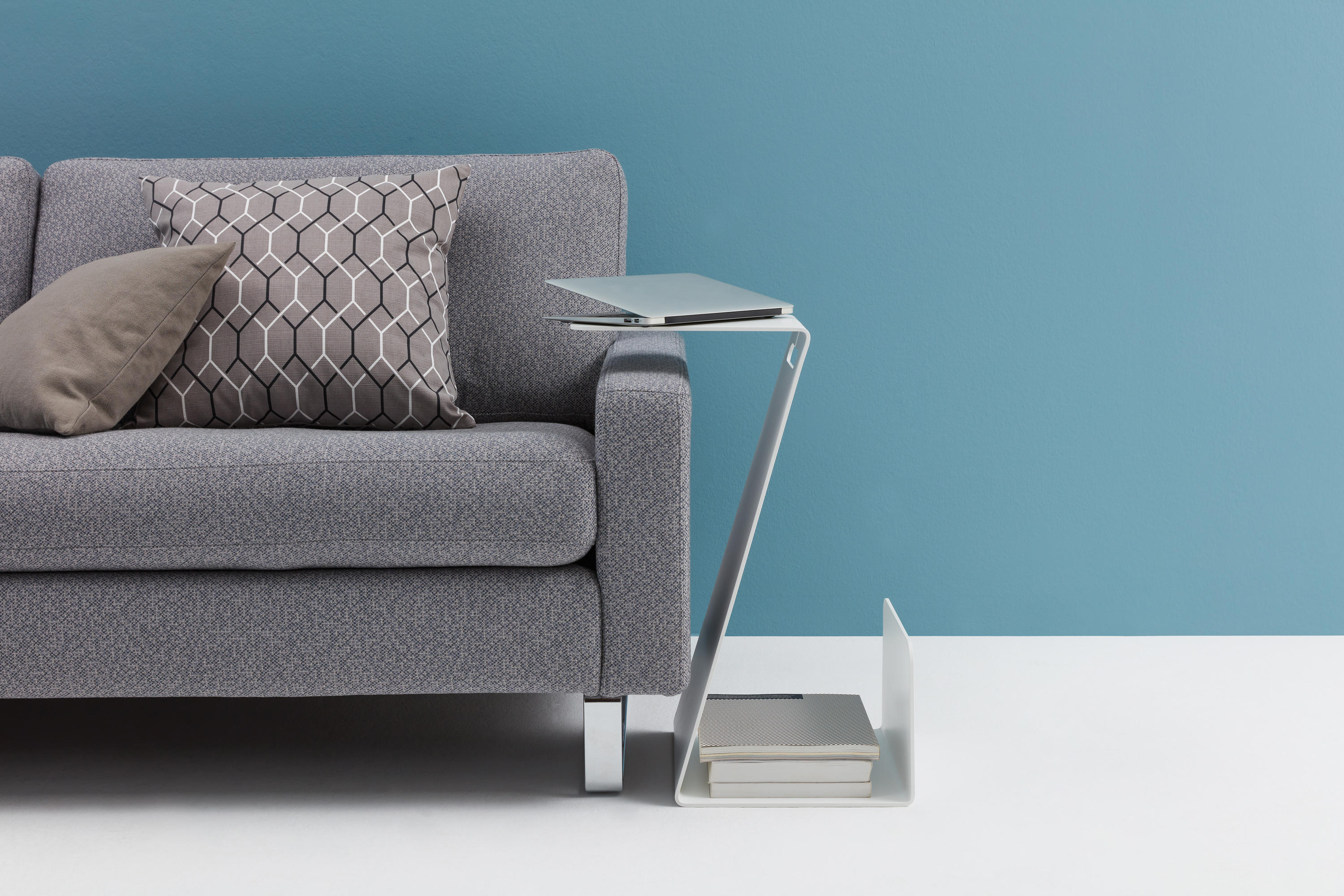 Swan side table & designer furniture | Architonic