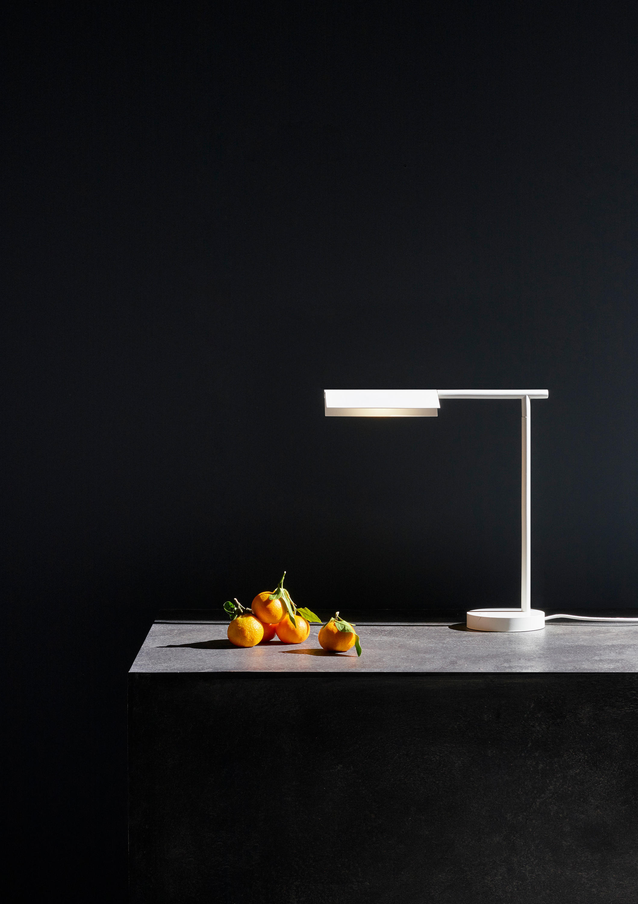 Fold Floor LED | Matt Black | Architonic