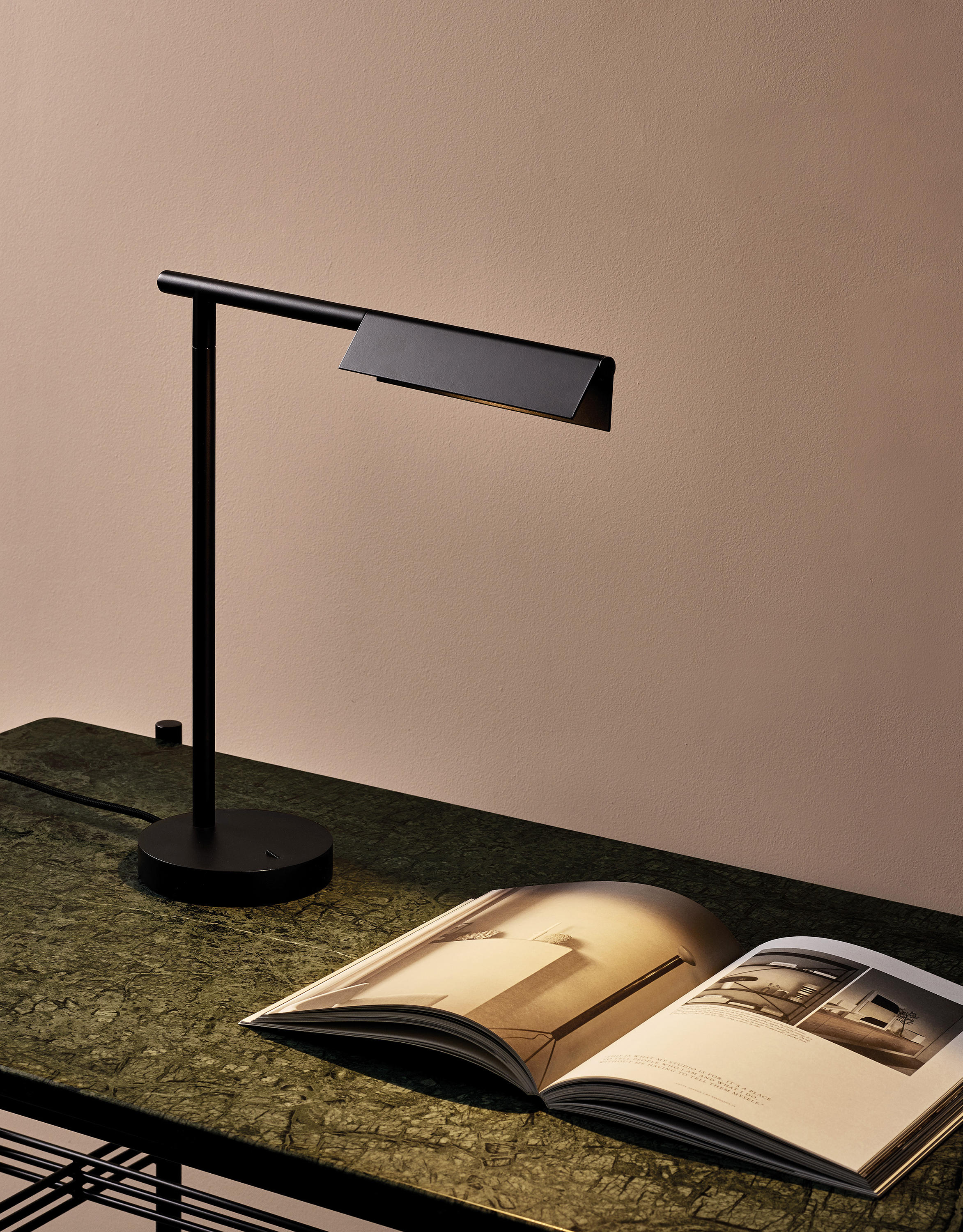 Fold Floor LED | Matt Black | Architonic
