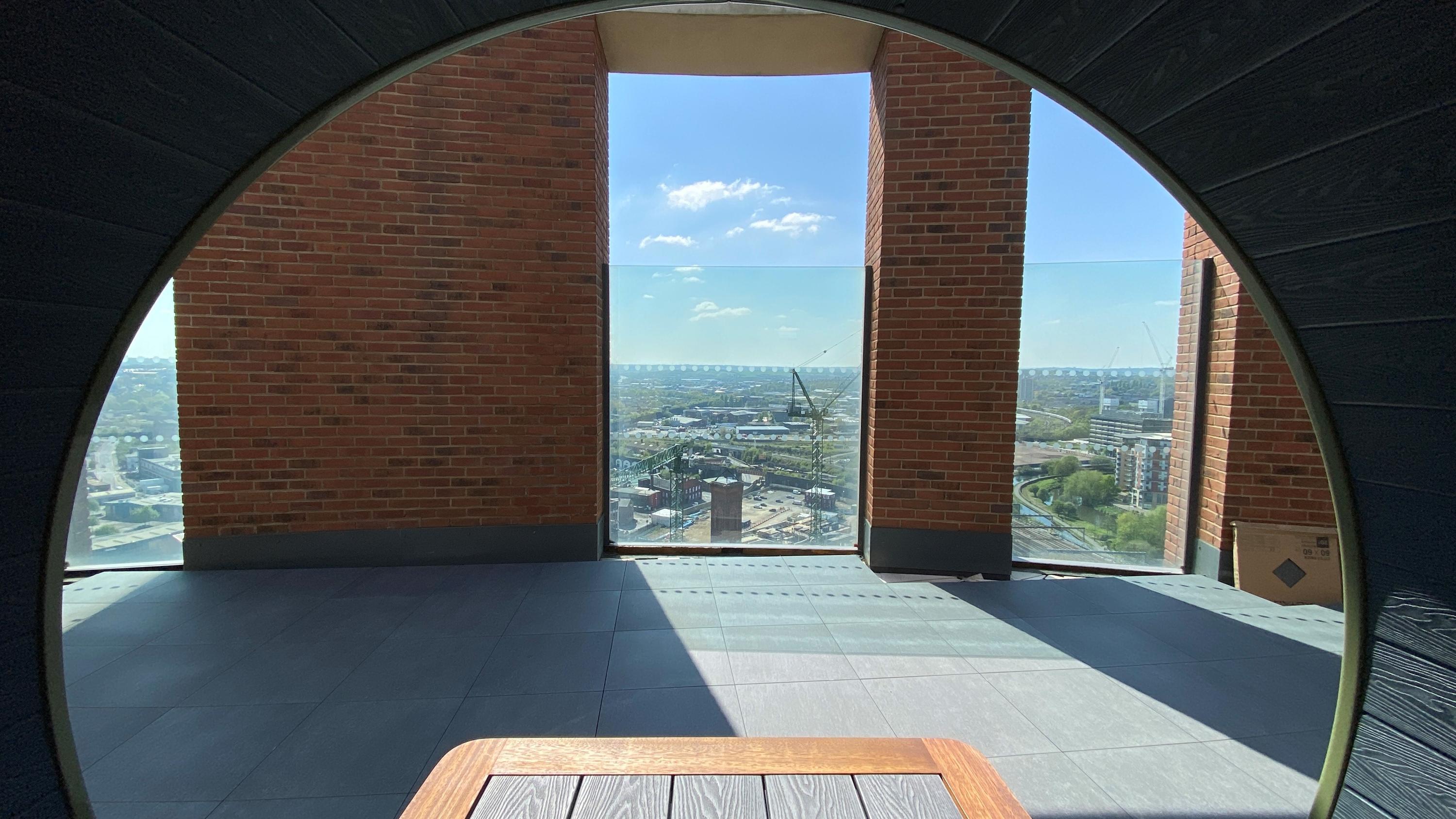 6 Person Fully Enclosed Outdoor Pod | Architonic