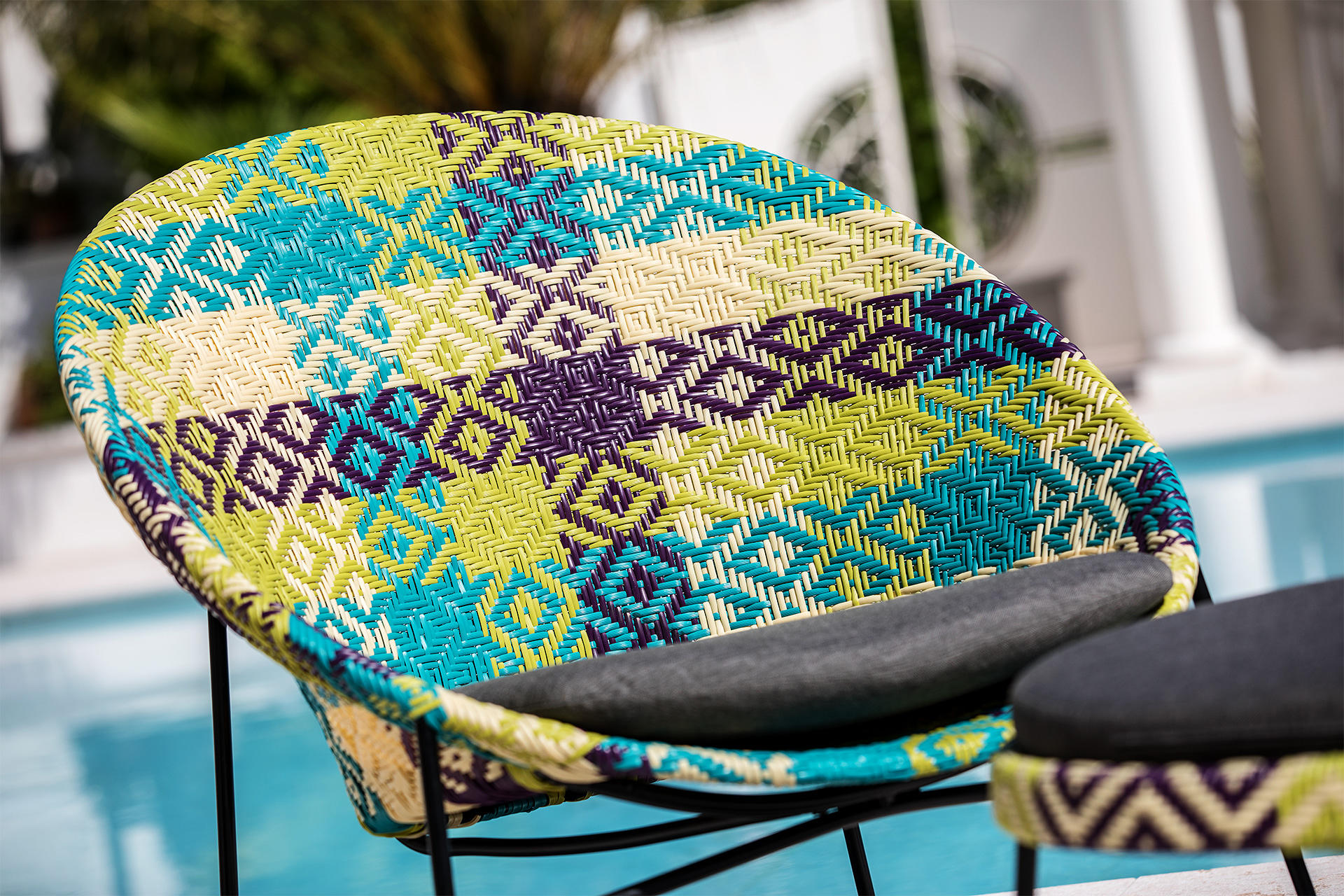 Brazil Lounge Chair & designer furniture | Architonic