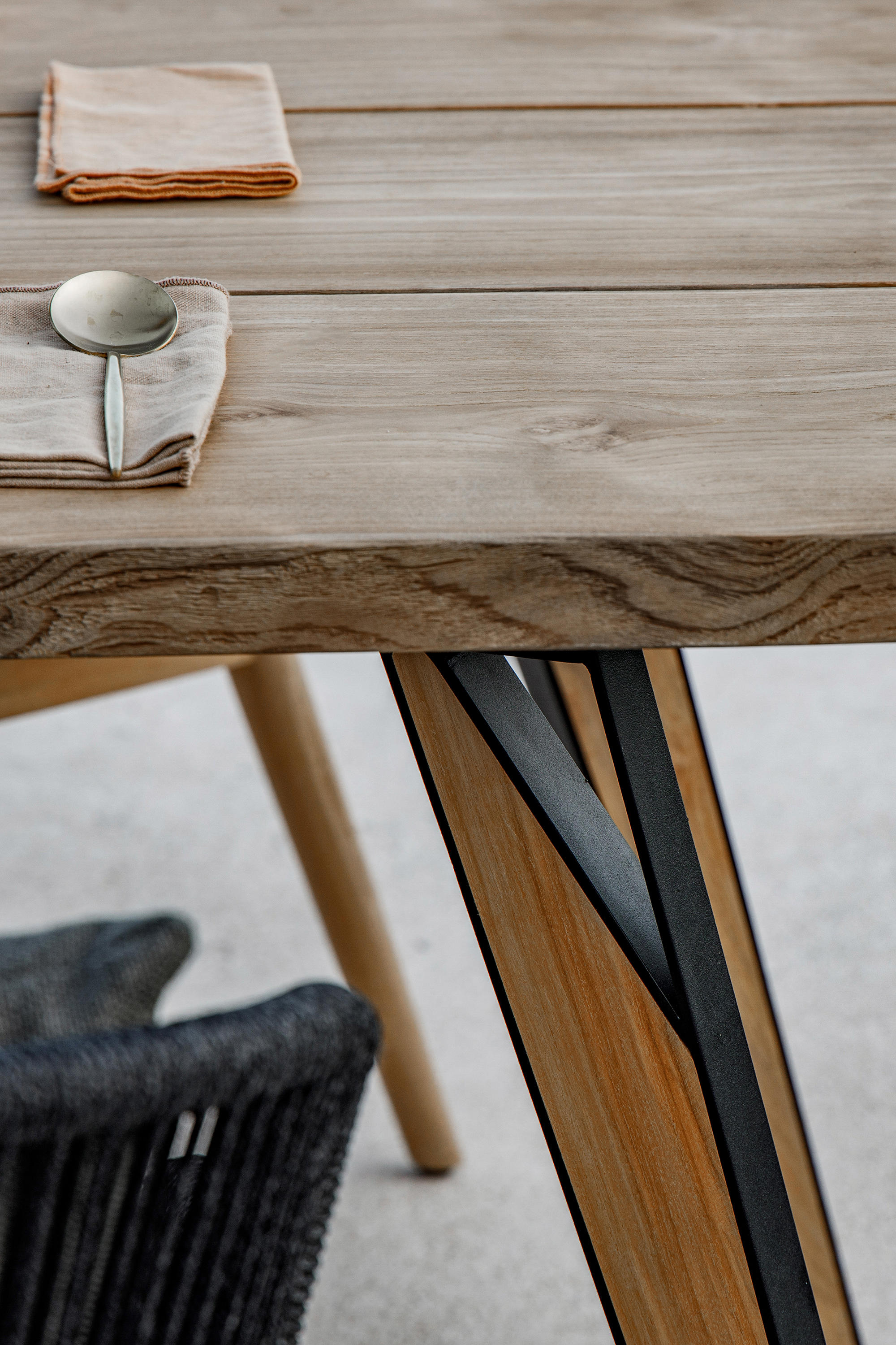 PRAIANO TABLE - Dining tables from cbdesign | Architonic