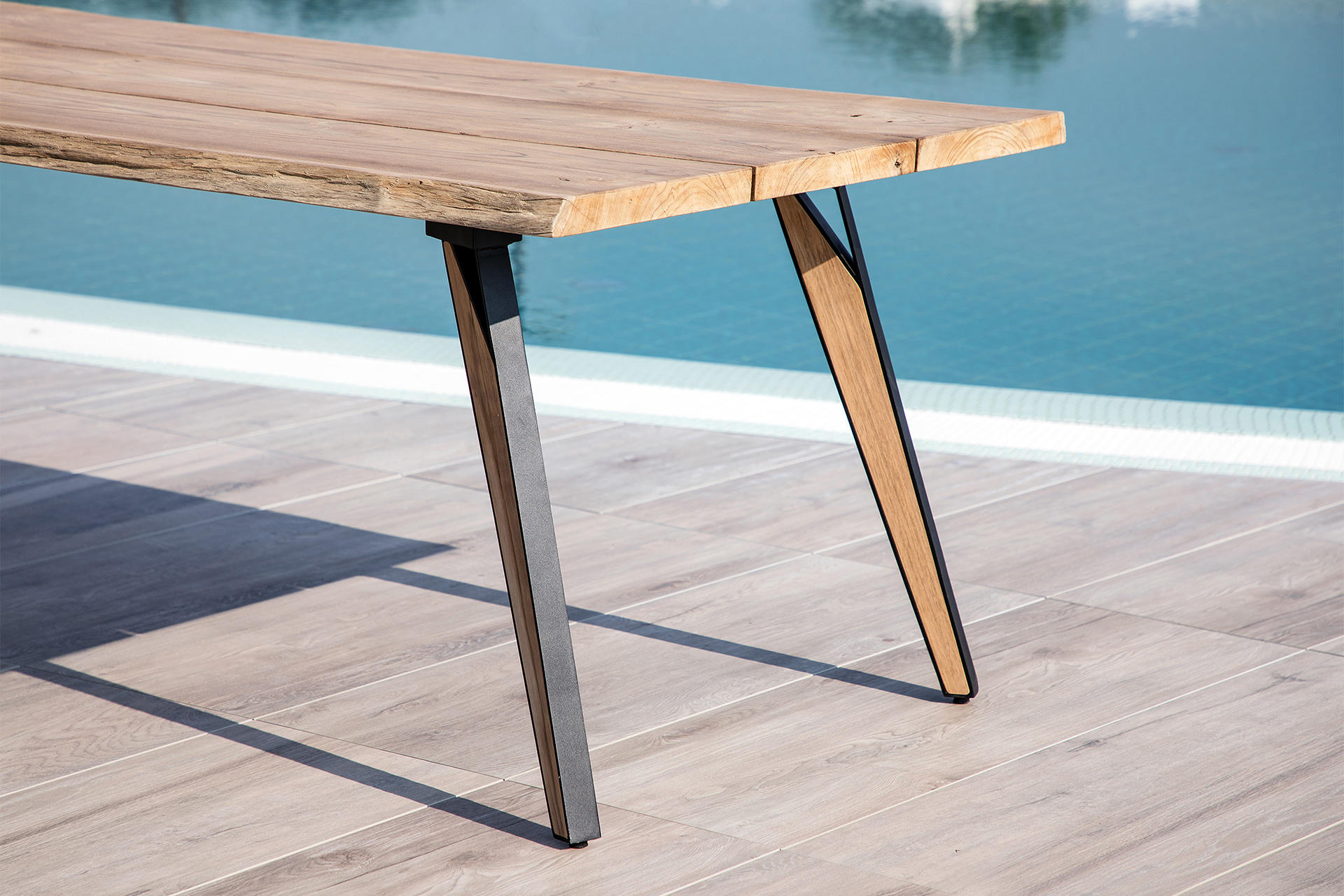 PRAIANO TABLE - Dining tables from cbdesign | Architonic