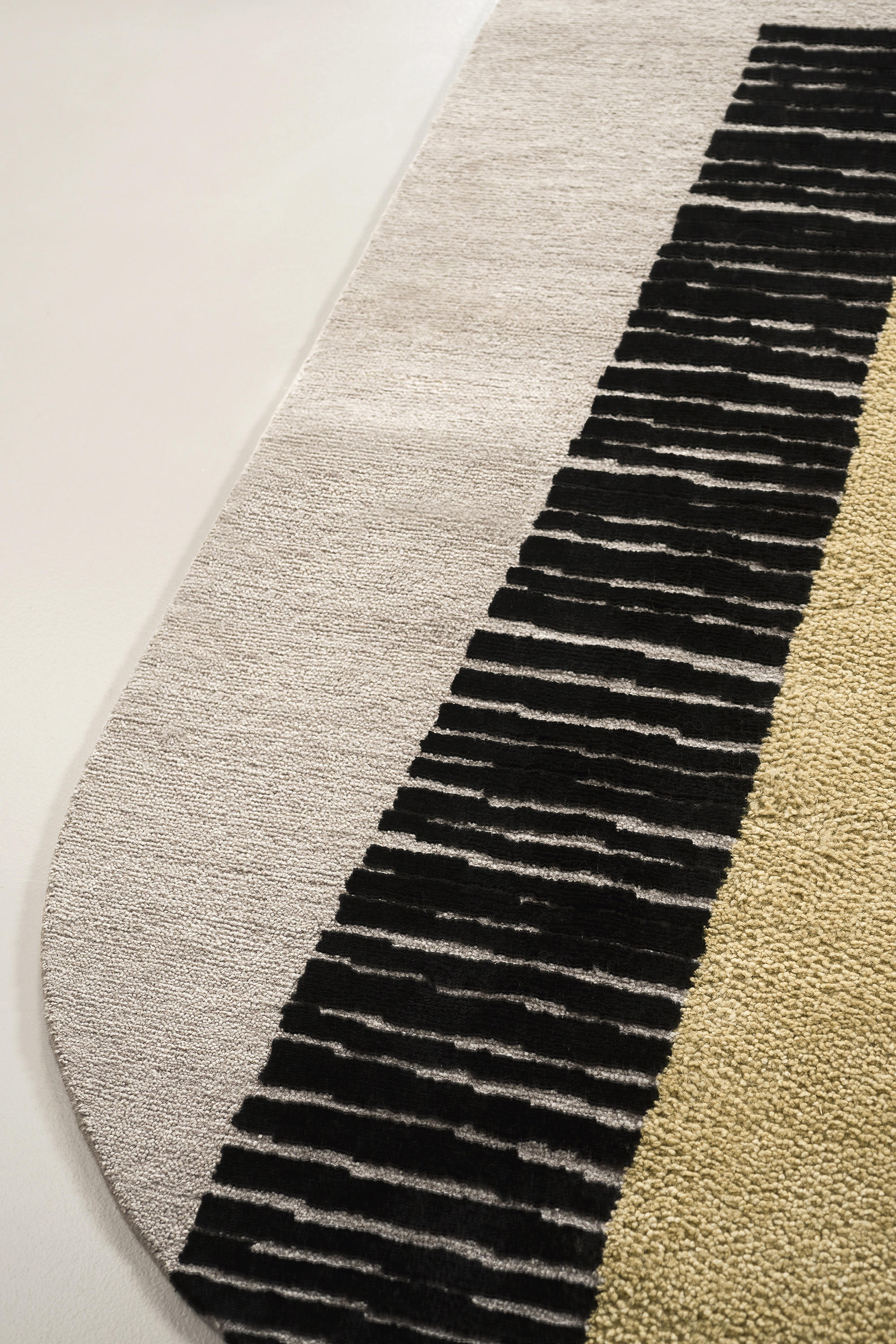 HIMANI B Carpet & designer furniture | Architonic