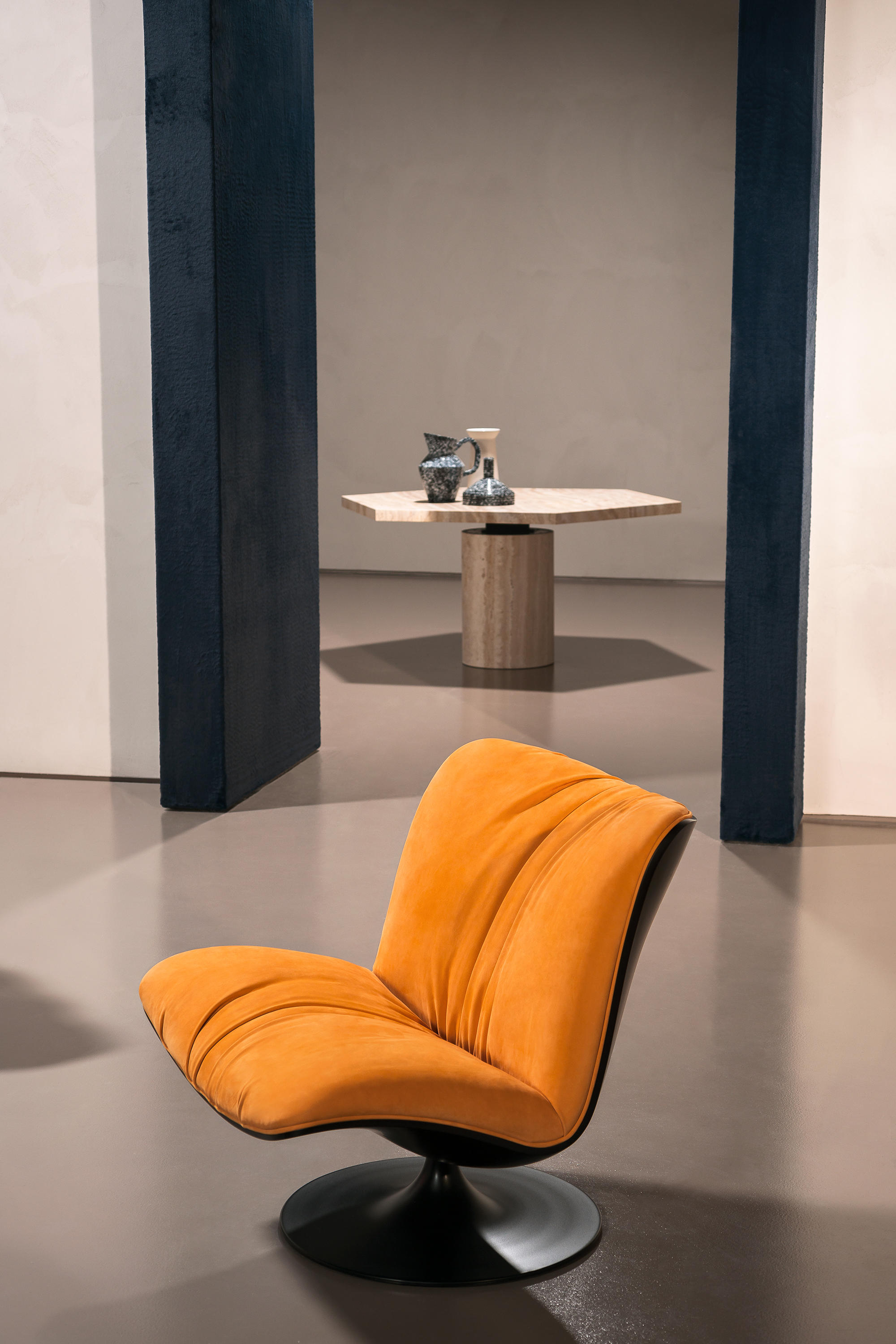 MARILYN Revolving Armchair | Architonic