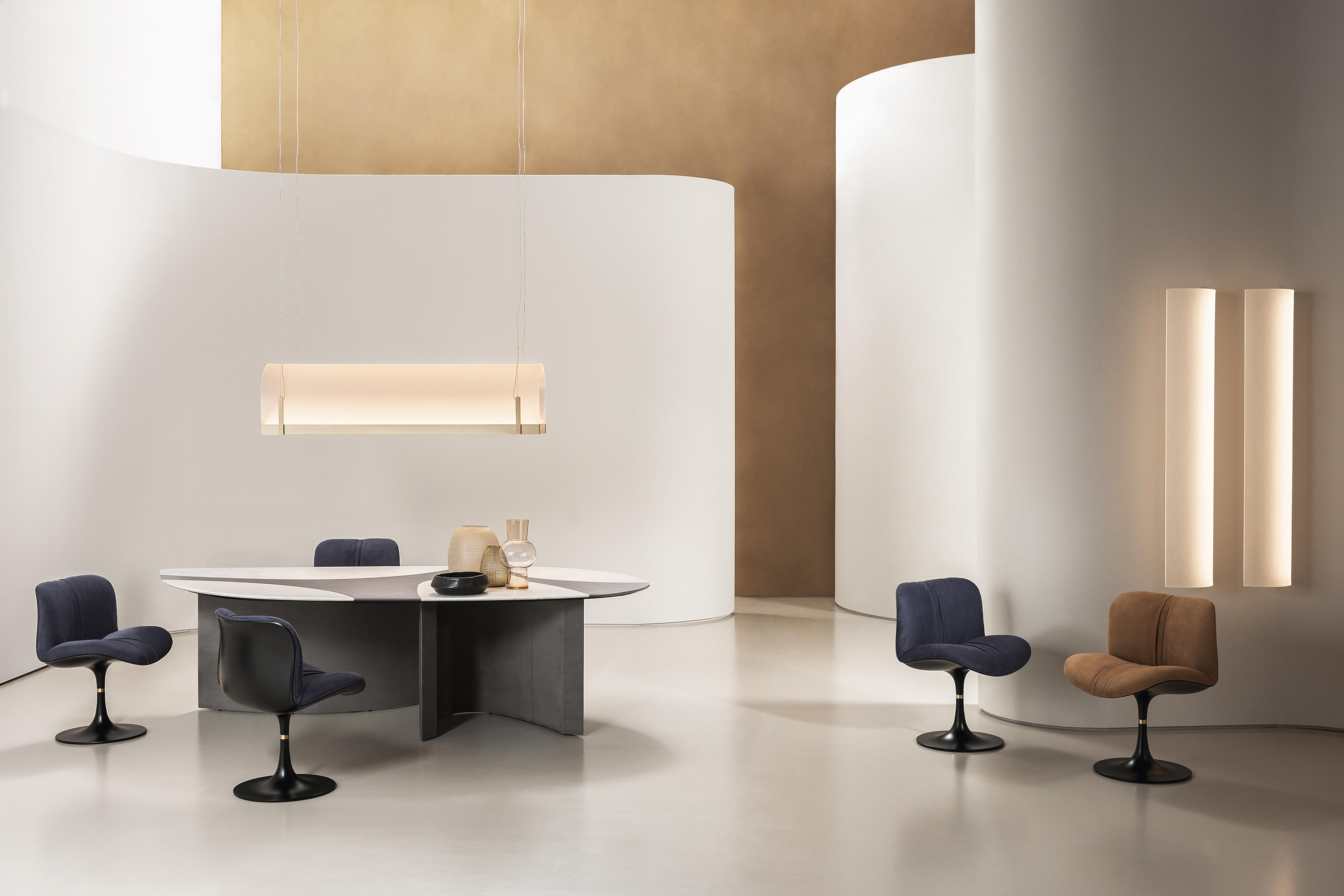 RONCHAMP TABLE - Dining tables from Baxter | Architonic