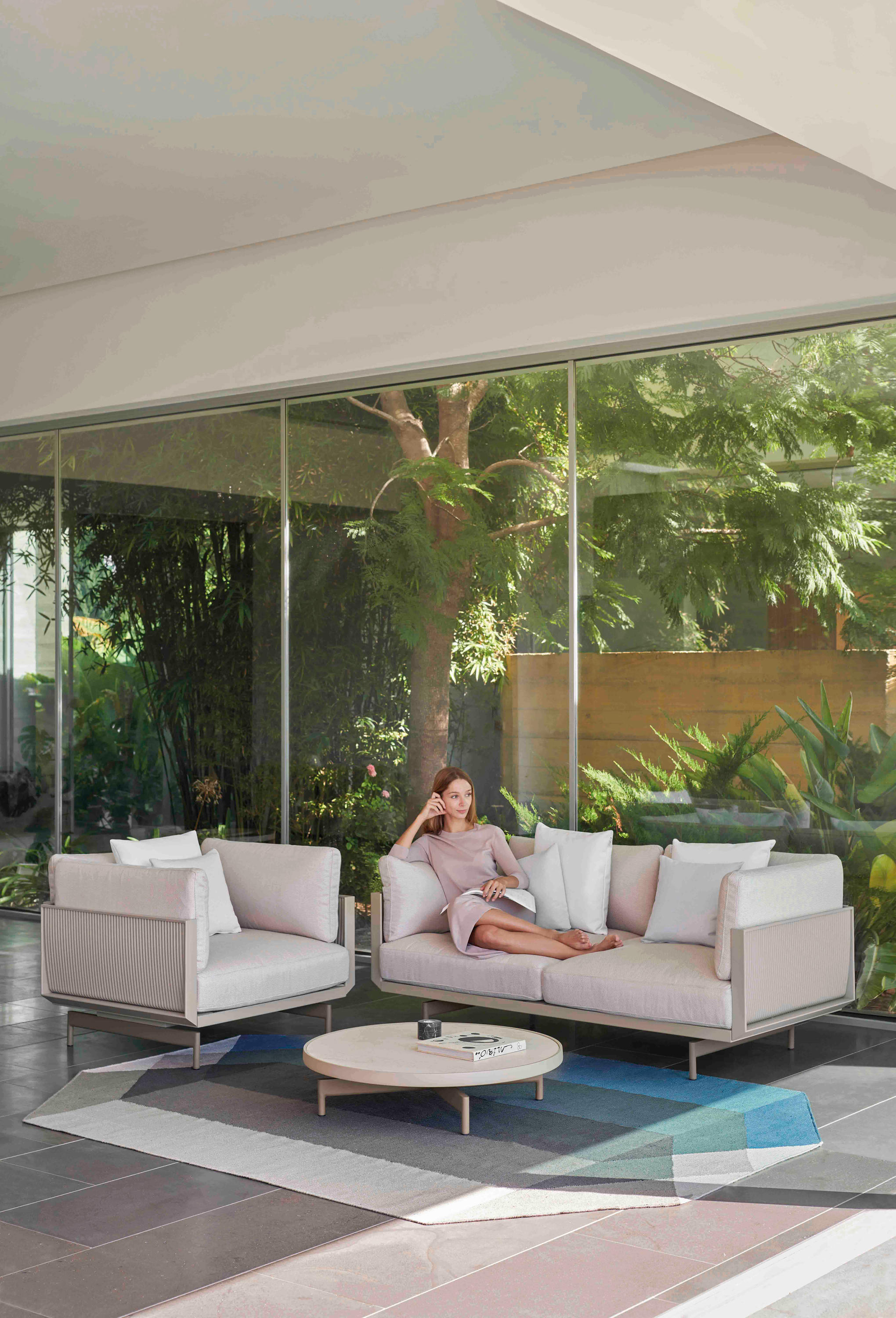 Onde 3-Seat Sofa & designer furniture | Architonic