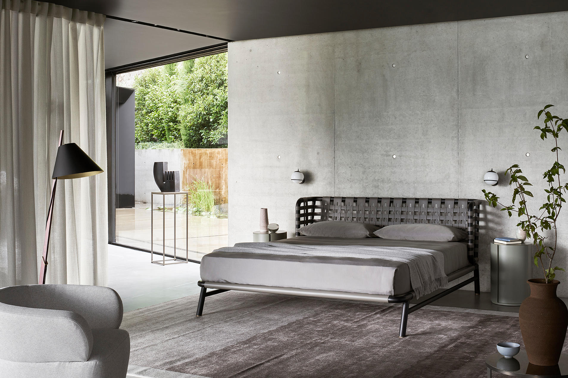 EDOARDO - Beds from Meridiani | Architonic