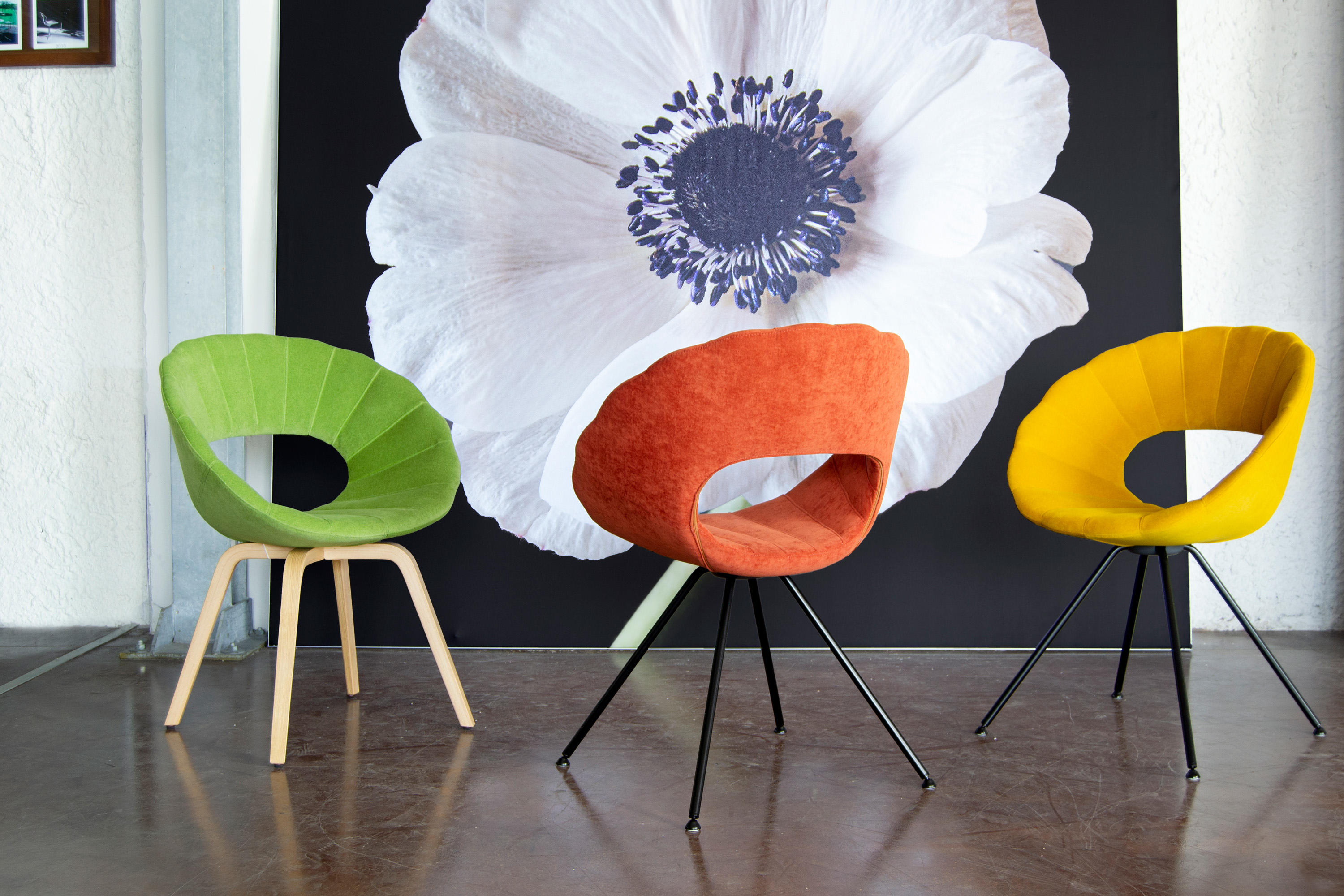 FLOWER 900.01 - Chairs from Tonon | Architonic