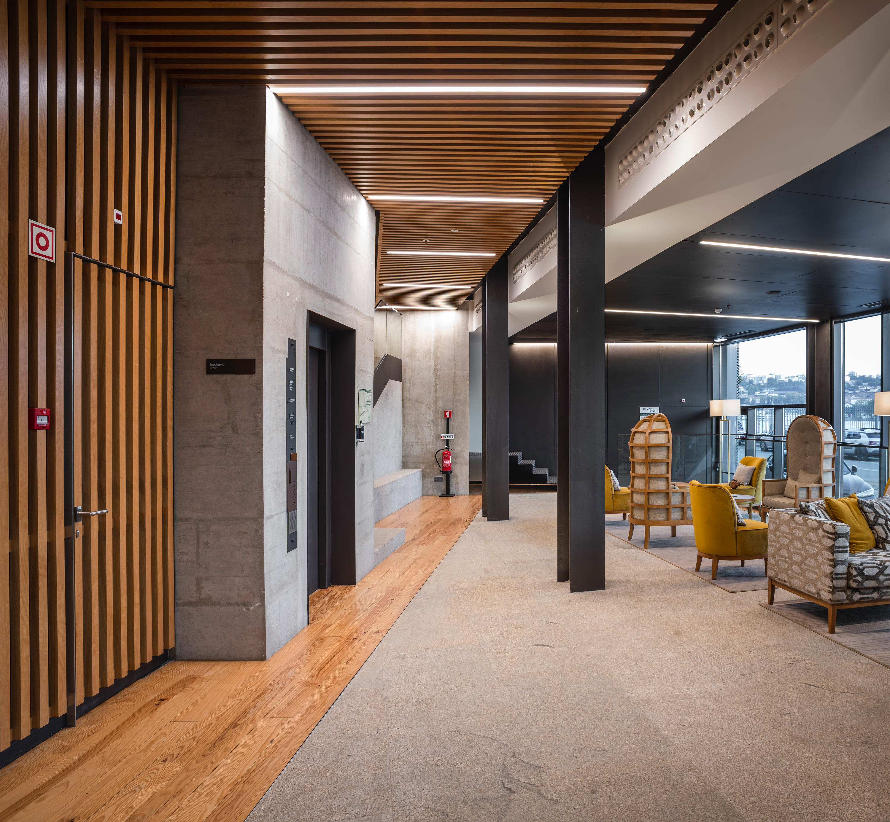 U60 | Wall-mounted direct | Architonic