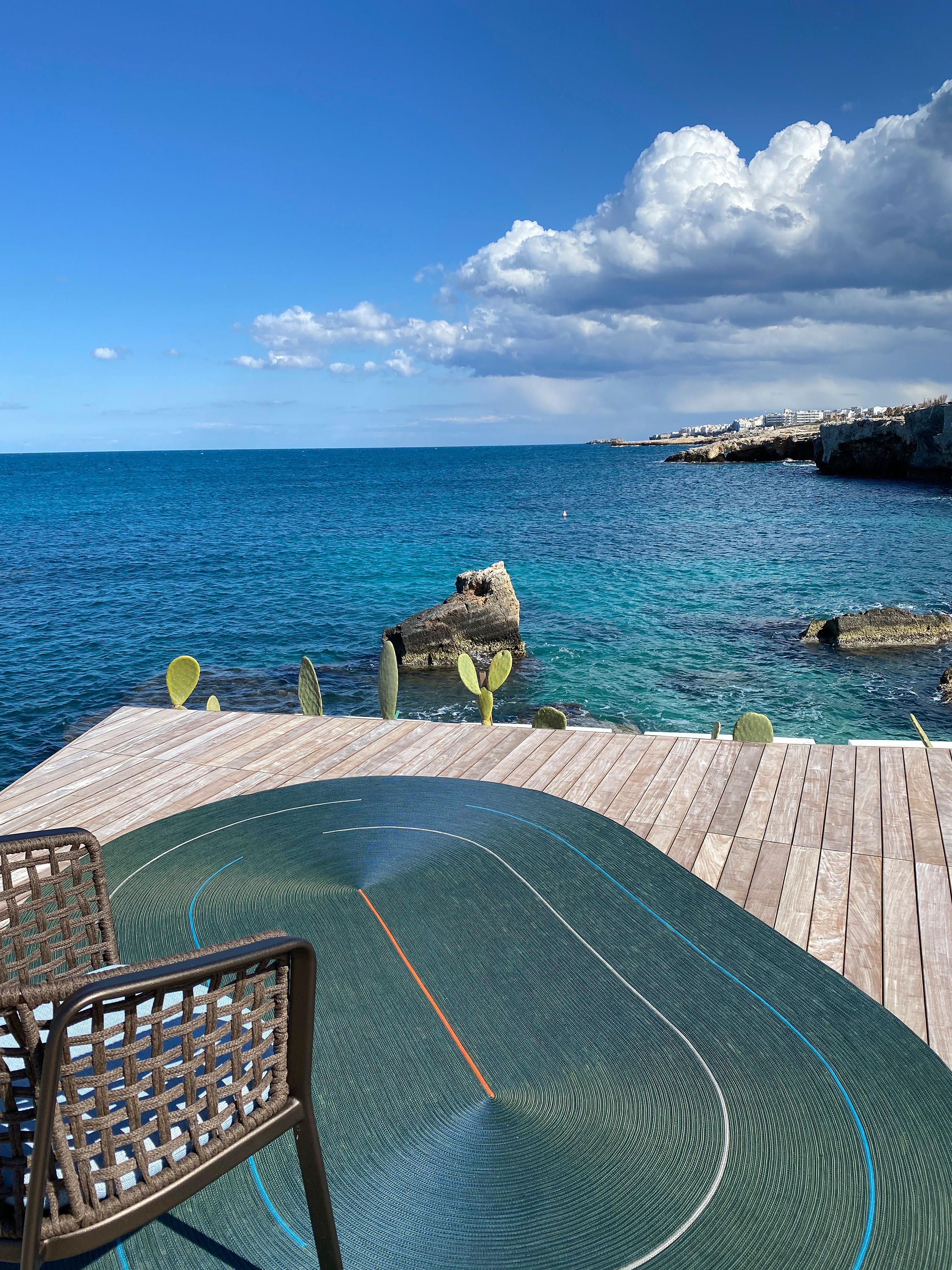 Hula Hoop Frame & designer furniture | Architonic