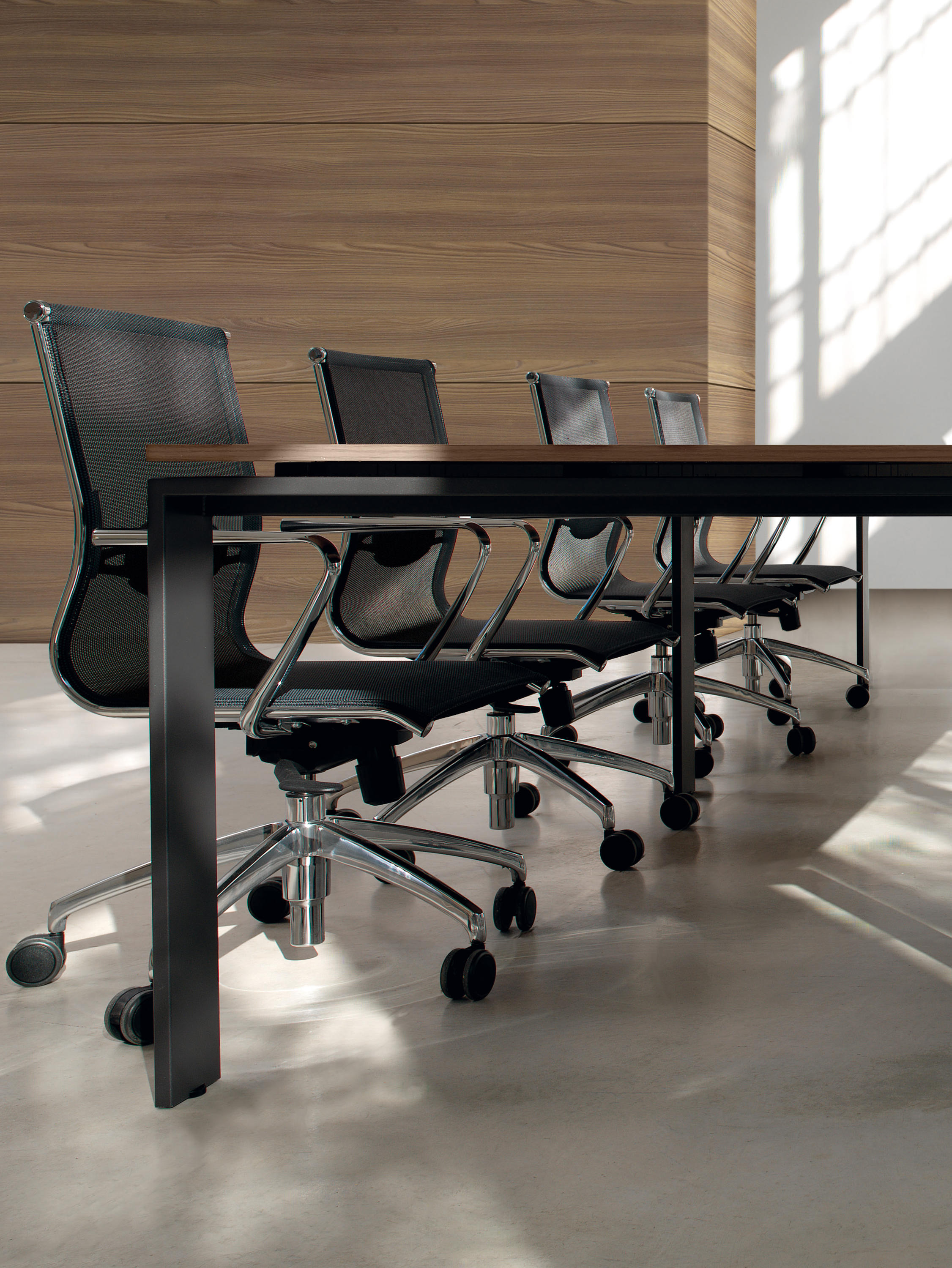 MEETING TABLES - Contract tables from Zalf | Architonic