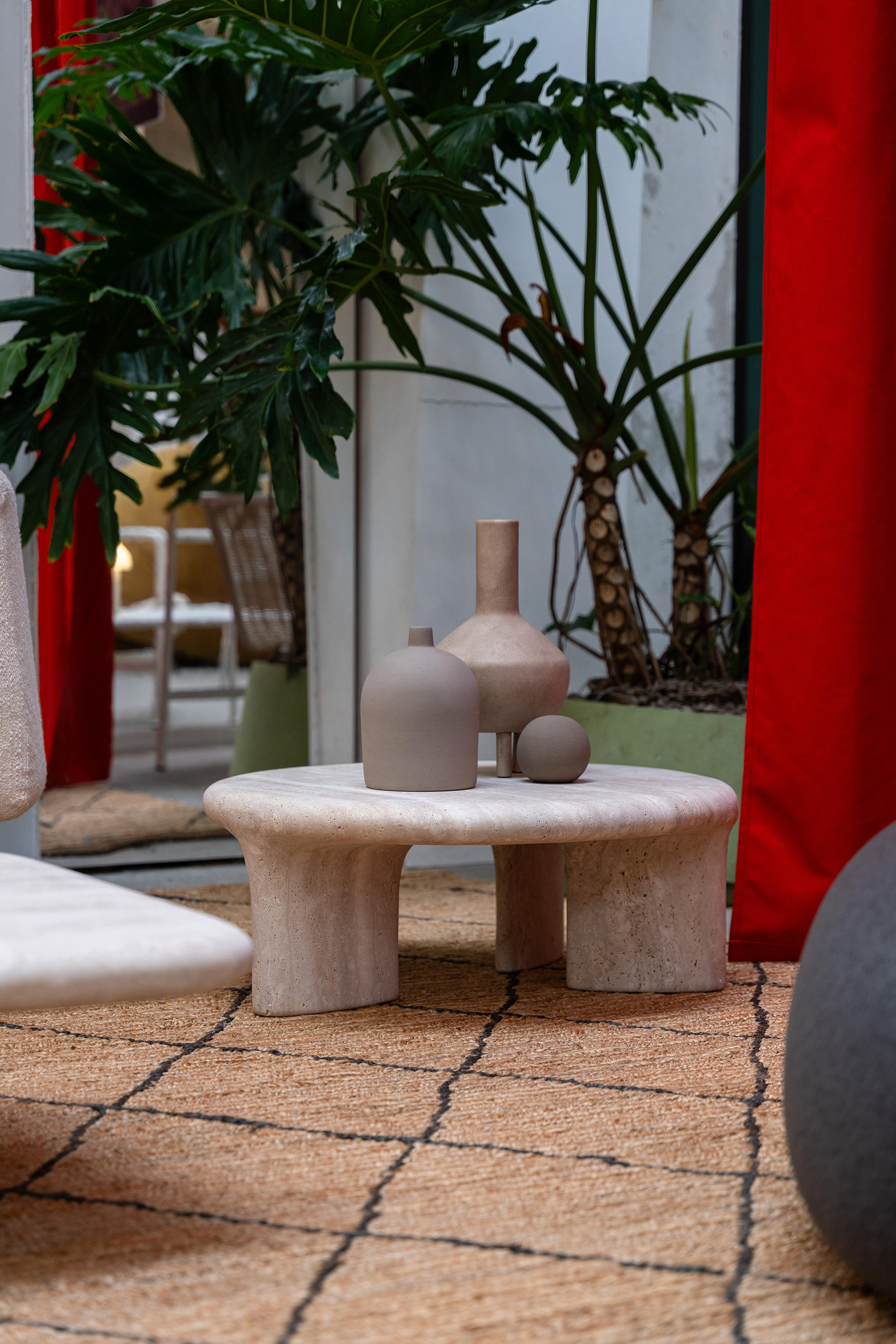 Elephant Coffee Table Small | Architonic