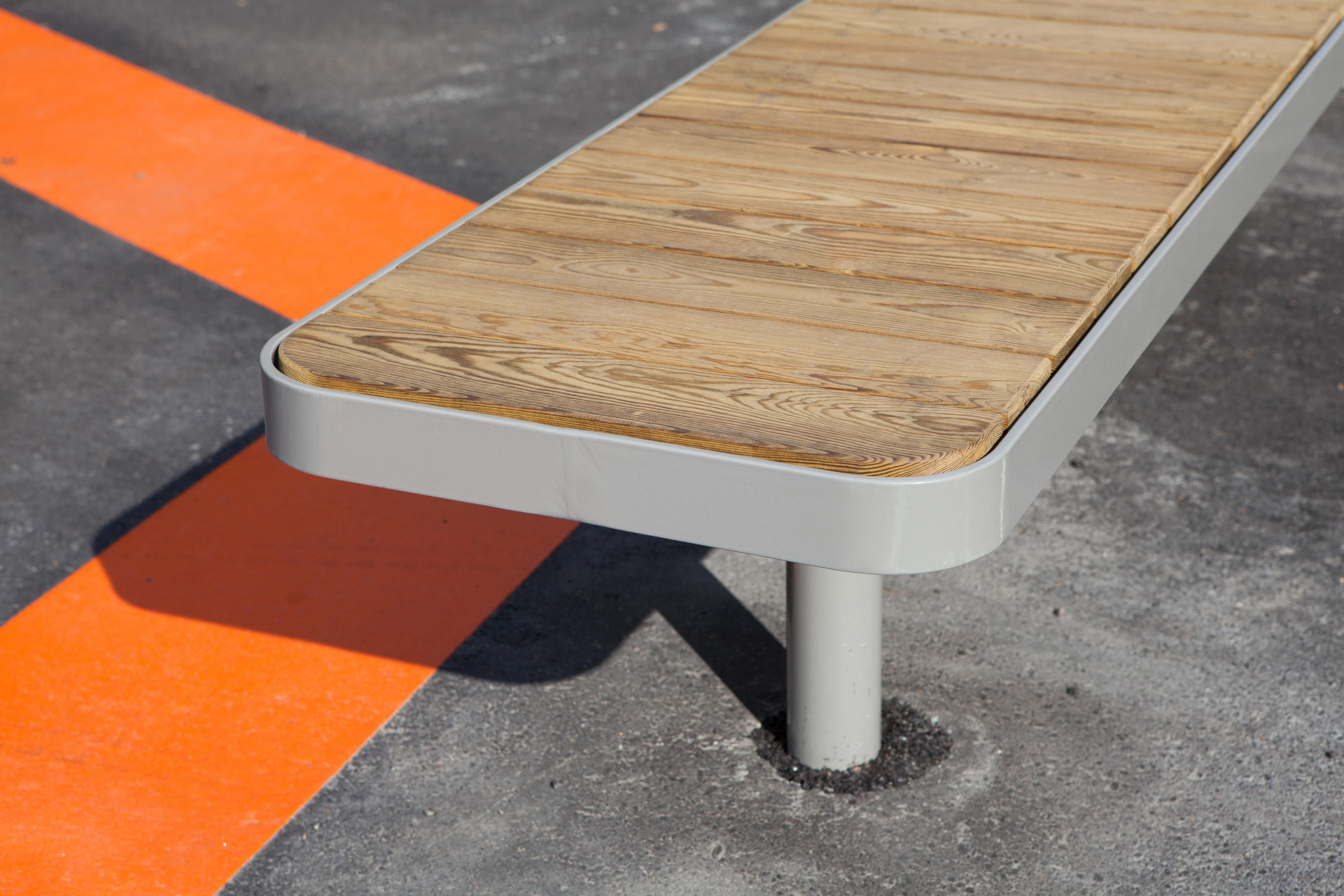 FORUM BENCH - Tables and benches from Vestre | Architonic