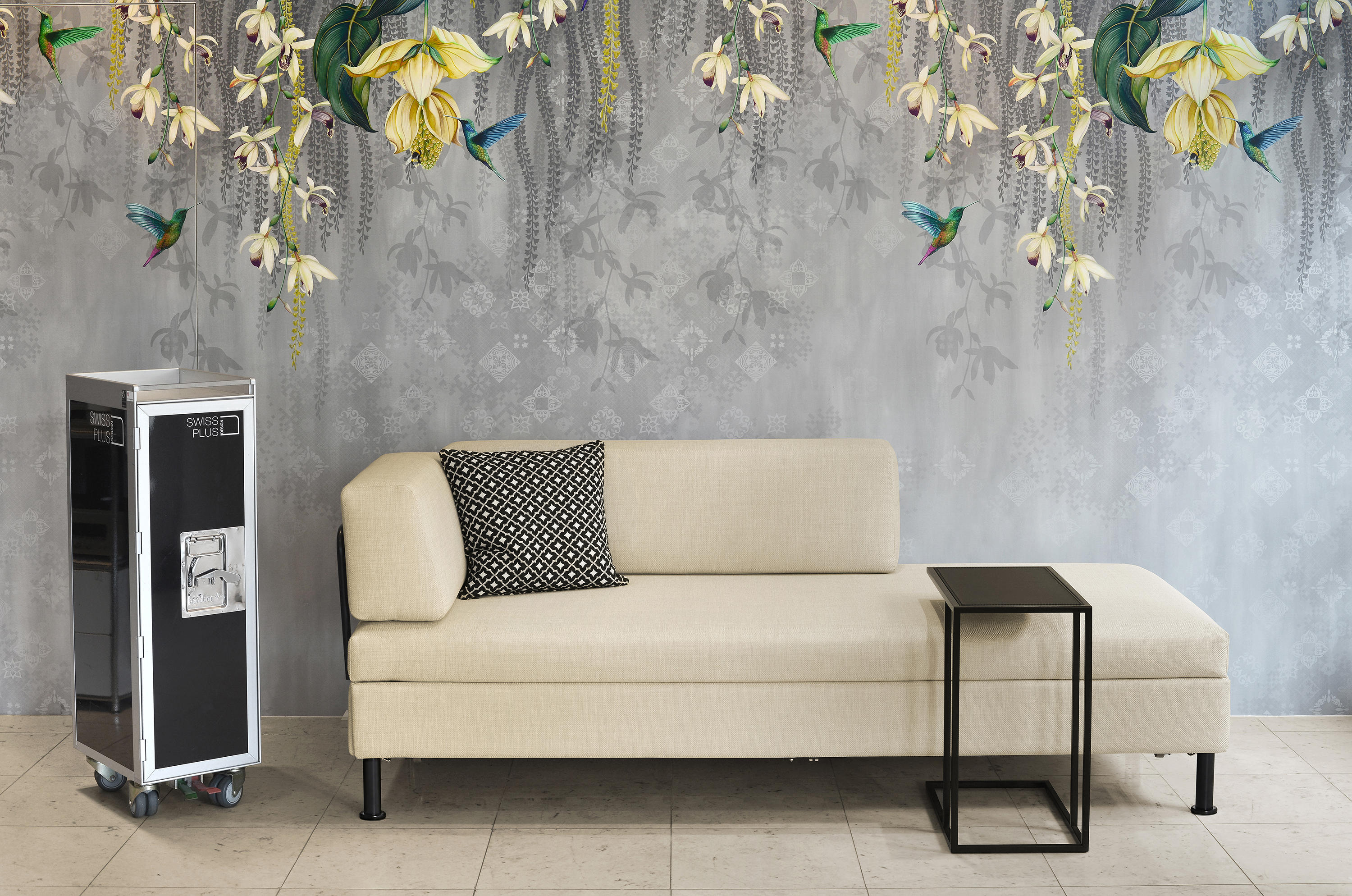 Club side table 80 & designer furniture | Architonic
