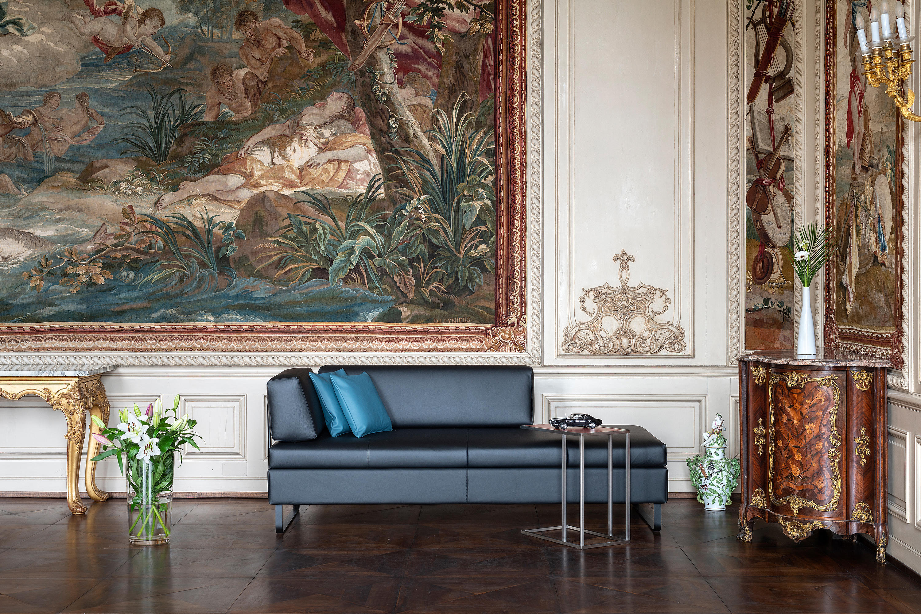 Club side table 80 & designer furniture | Architonic