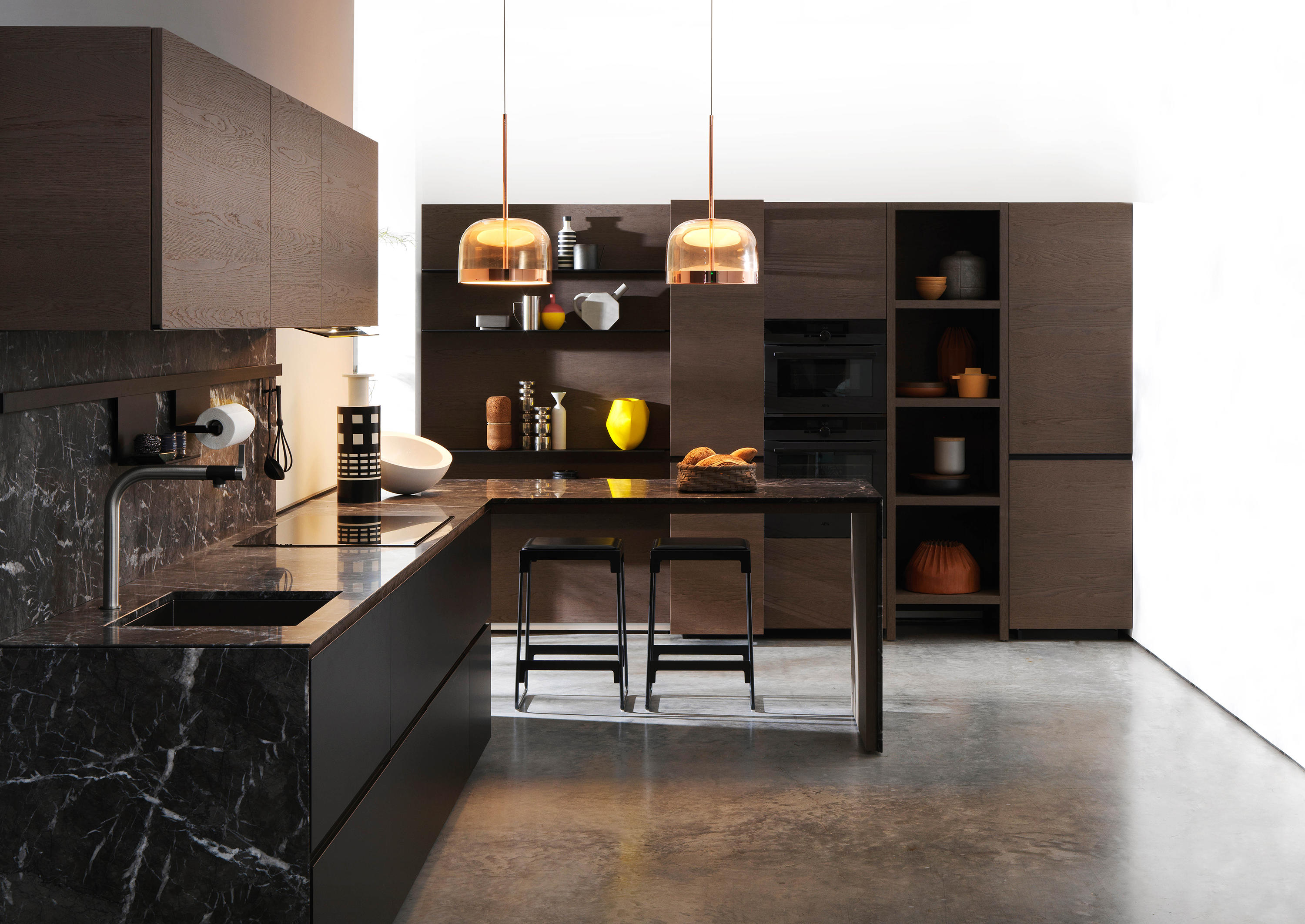 Forma Mentis | Laccato Opaco Bianco Ghiaccio | Architonic