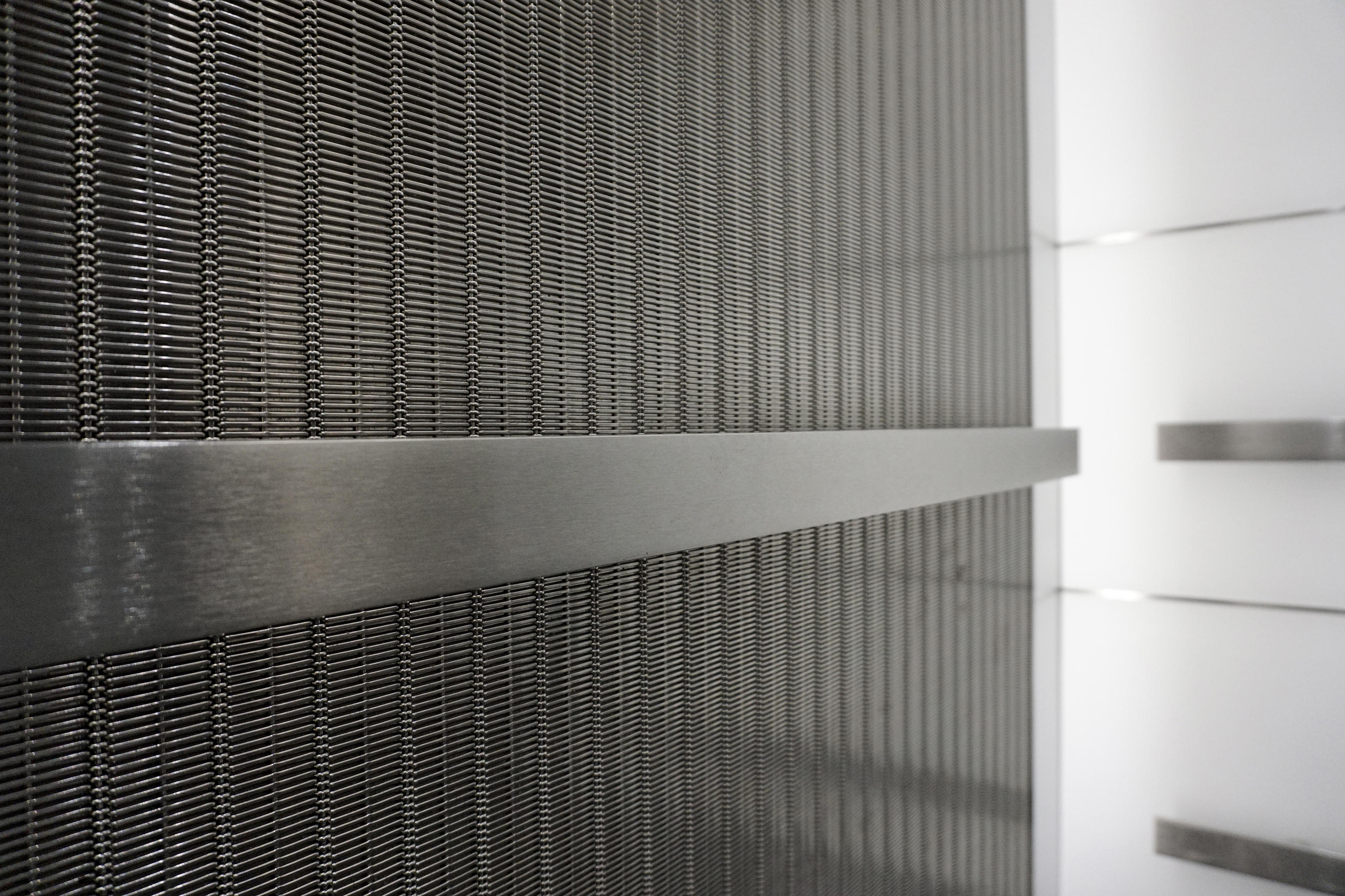 OPAQUE | DL-2 - Metal meshes from Banker Wire | Architonic
