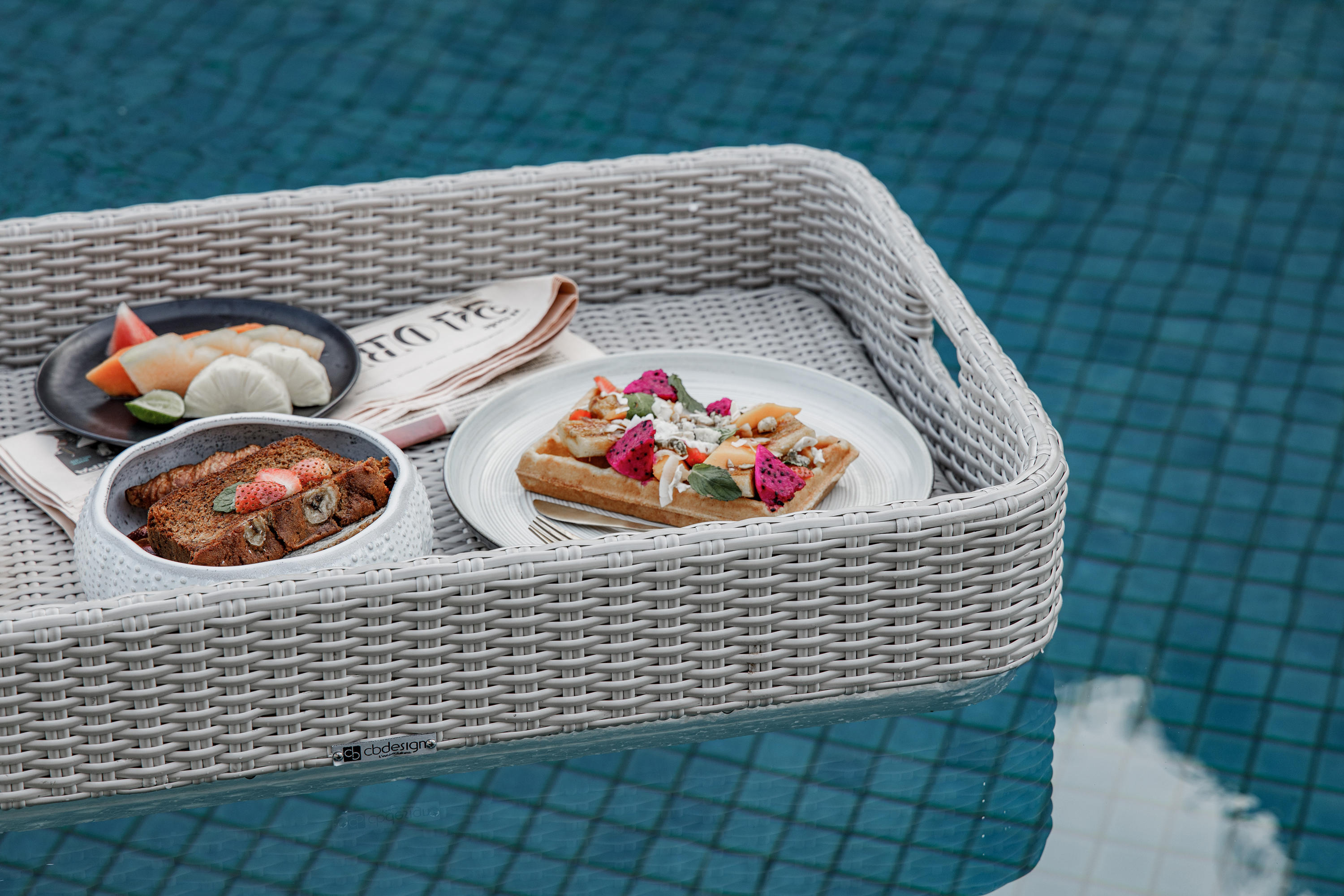 Renato Ice Box Trolley & designer furniture | Architonic