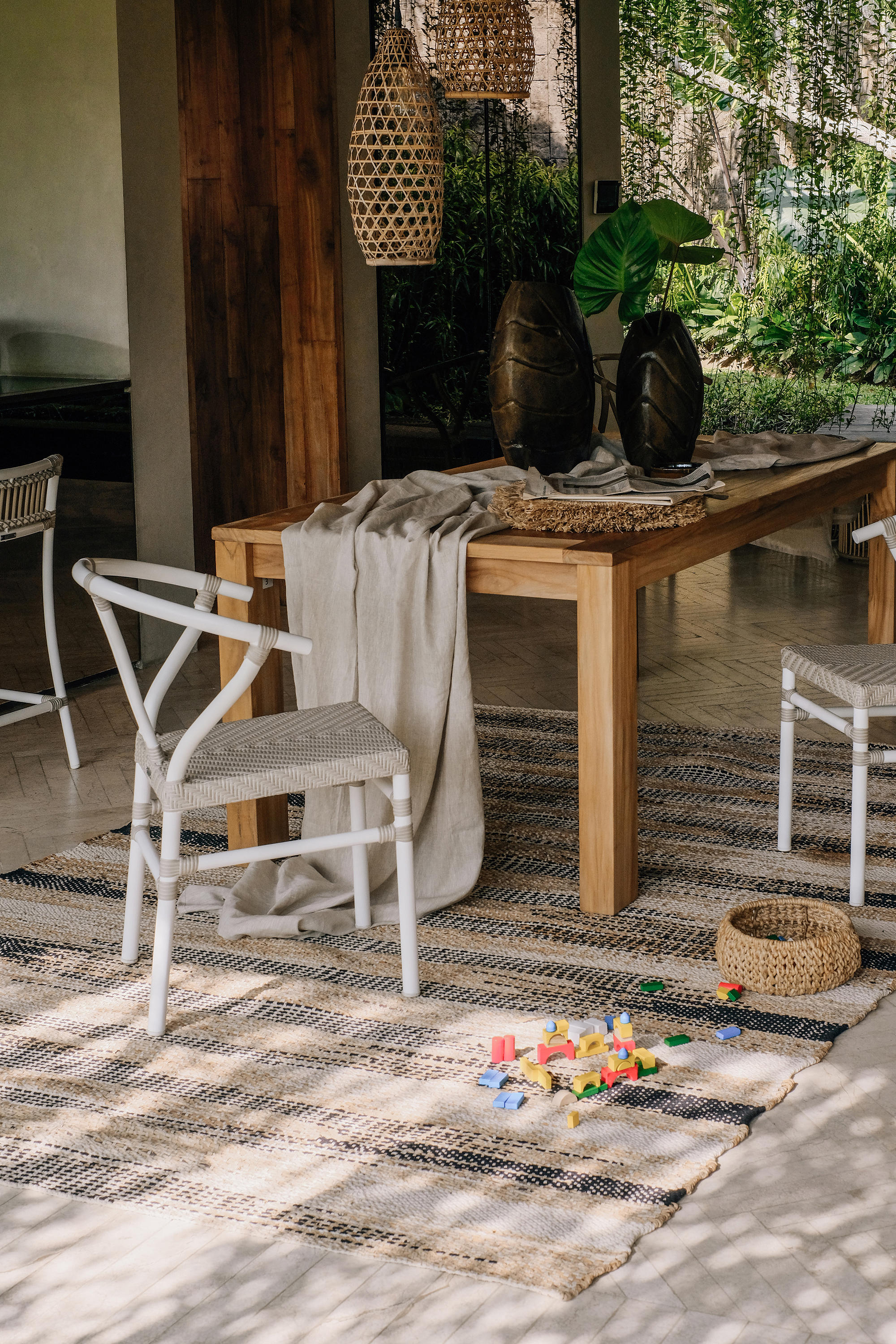 Wishbone Teak Dining Chair | Architonic