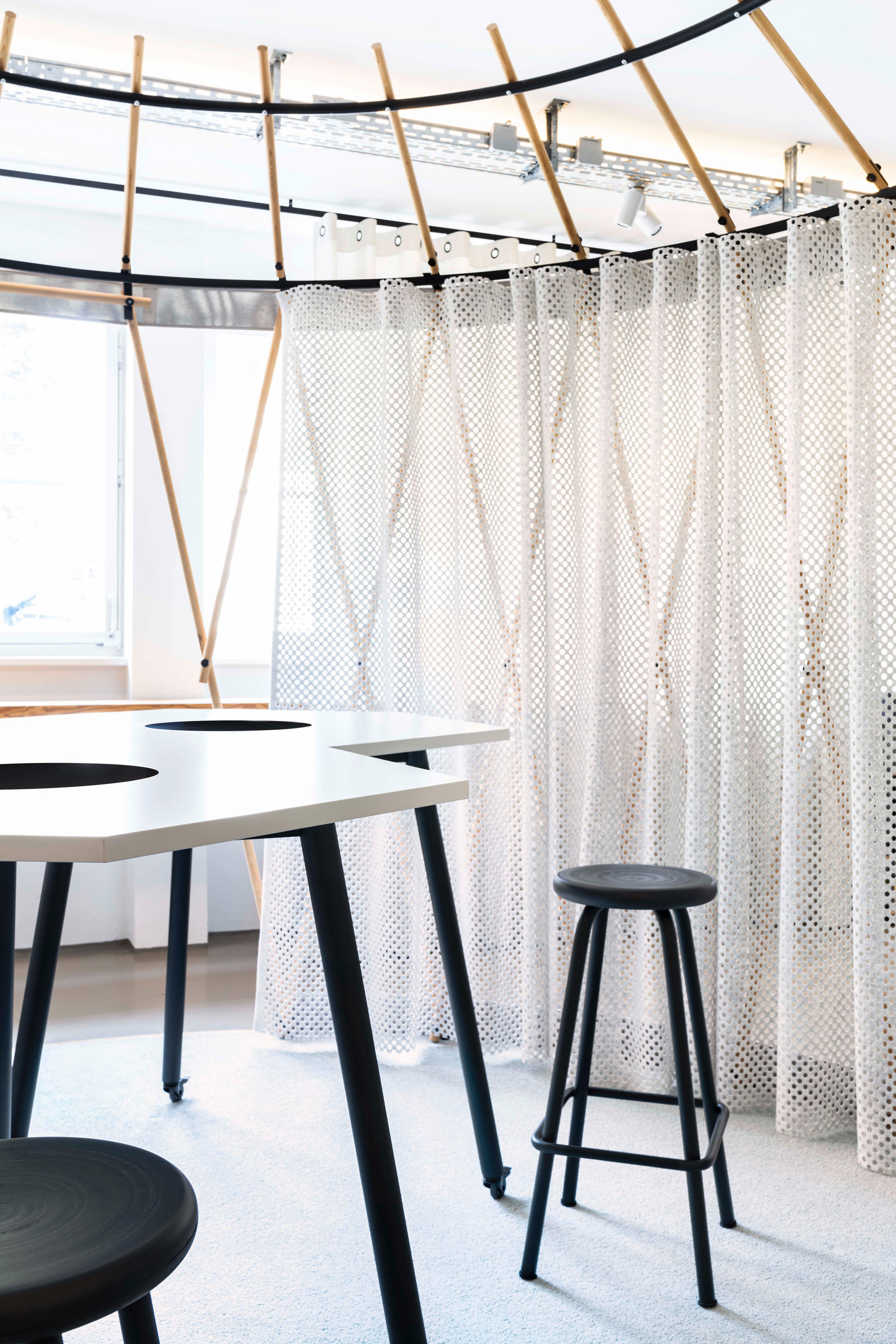 SUPER HEAVY - Bar stools from UnternehmenForm | Architonic