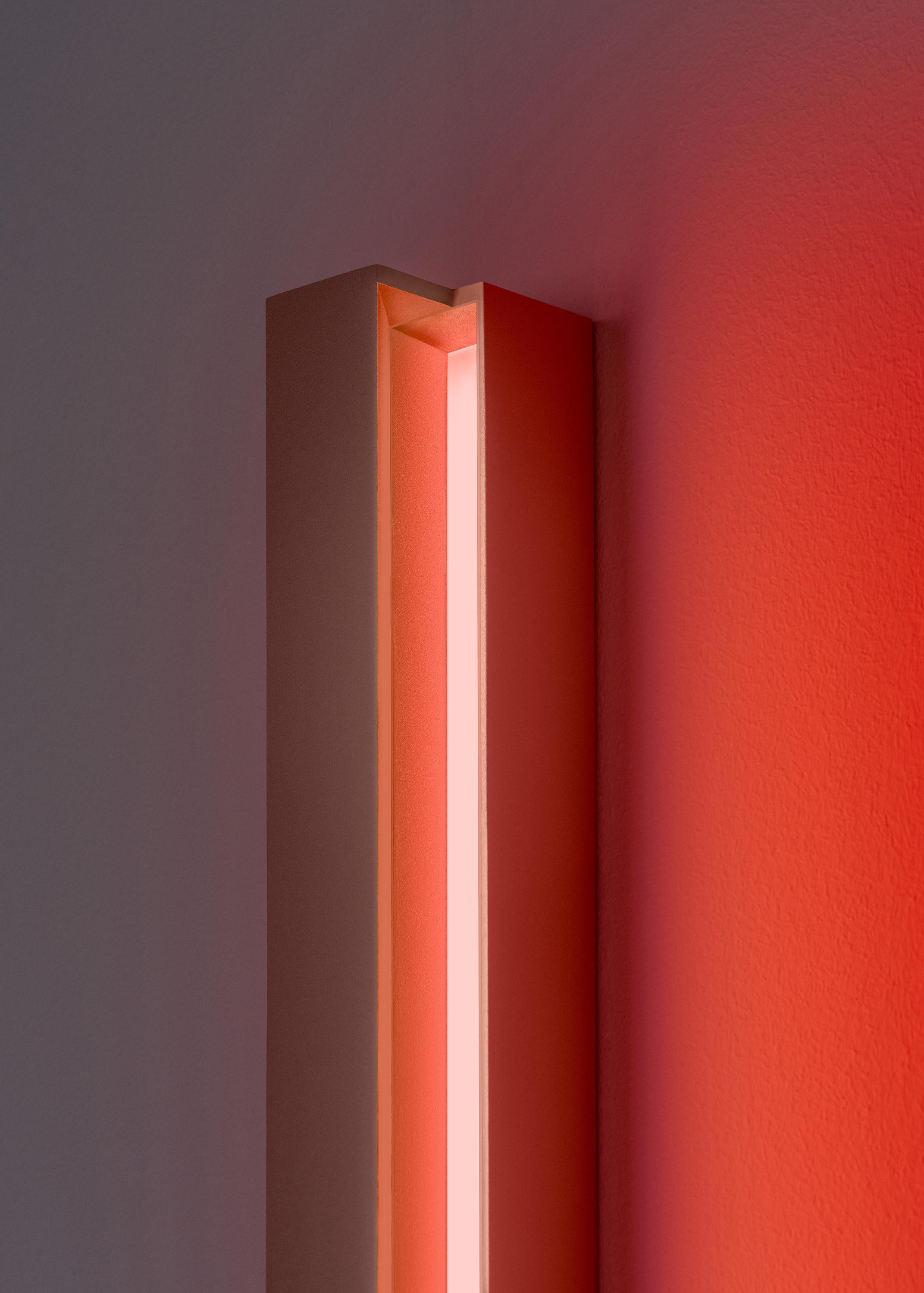 Offset 1772 Celing/Wall lamps | Architonic