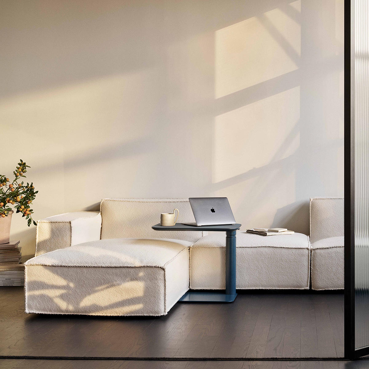 Float Micro - Garnet Burgundy | Architonic