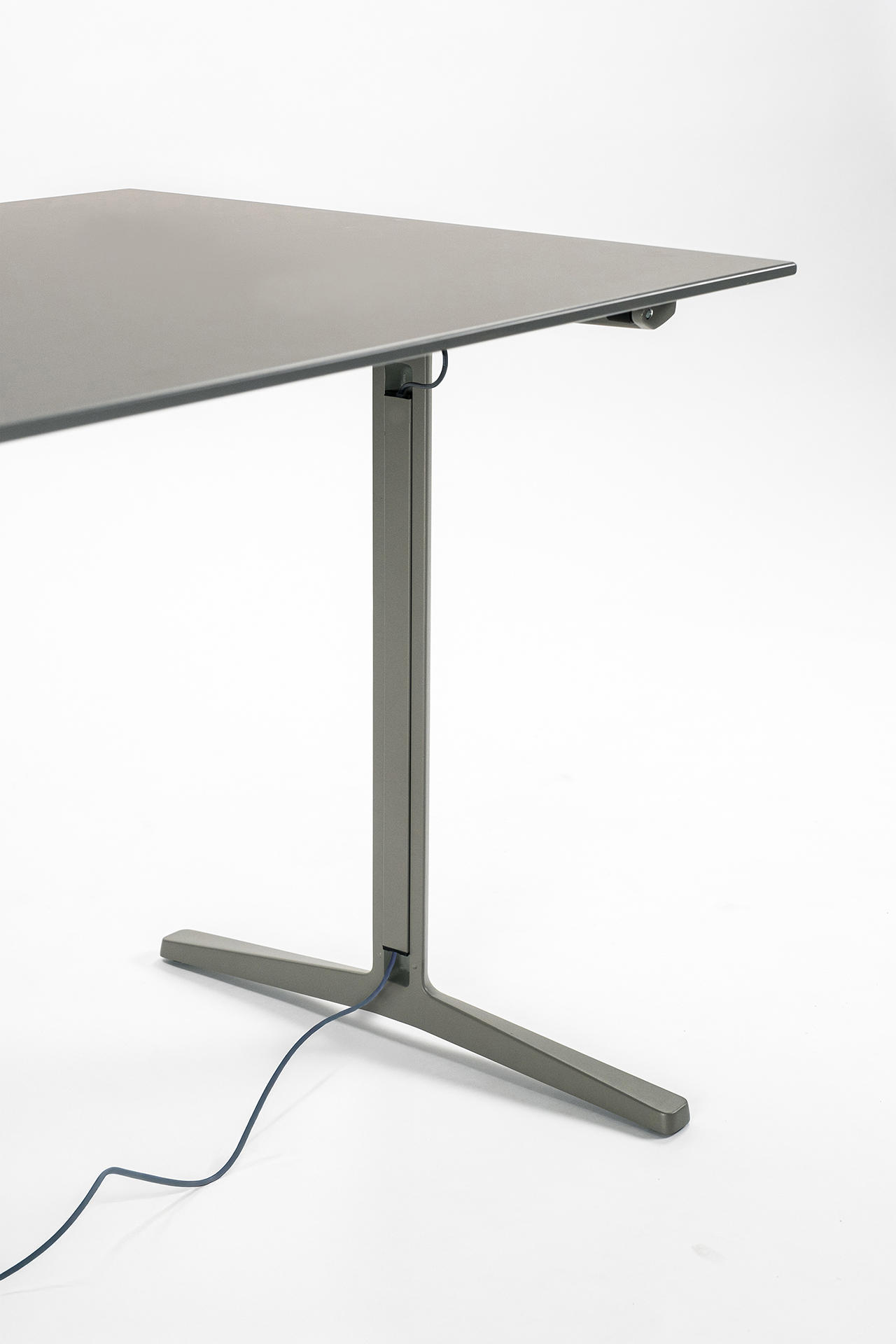 ADVANCE 2970 - Contract tables from Brunner | Architonic