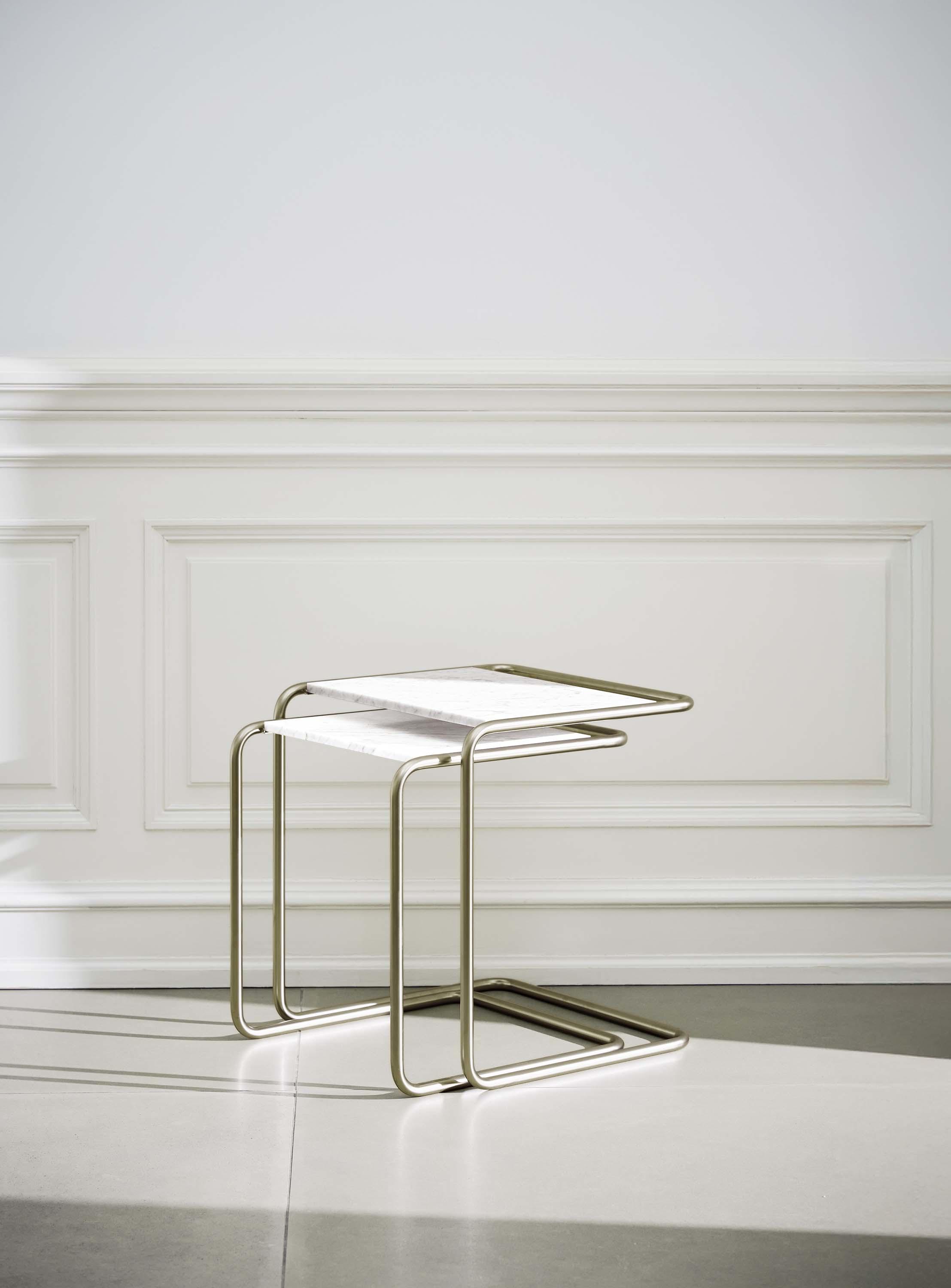 B 97 Set SERIOUS 05 & designer furniture | Architonic