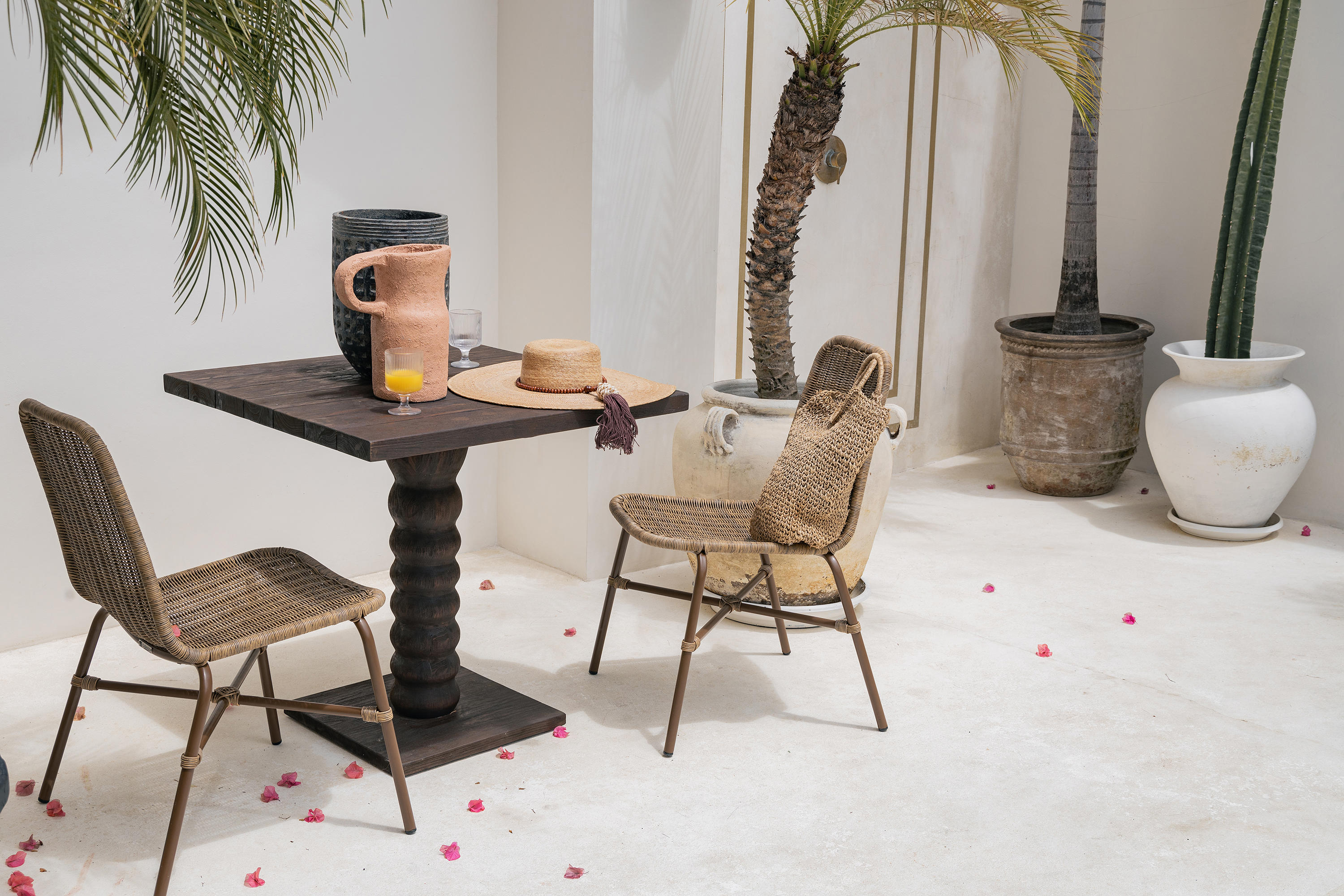 Entasi Rectanglar Table 160 | Architonic