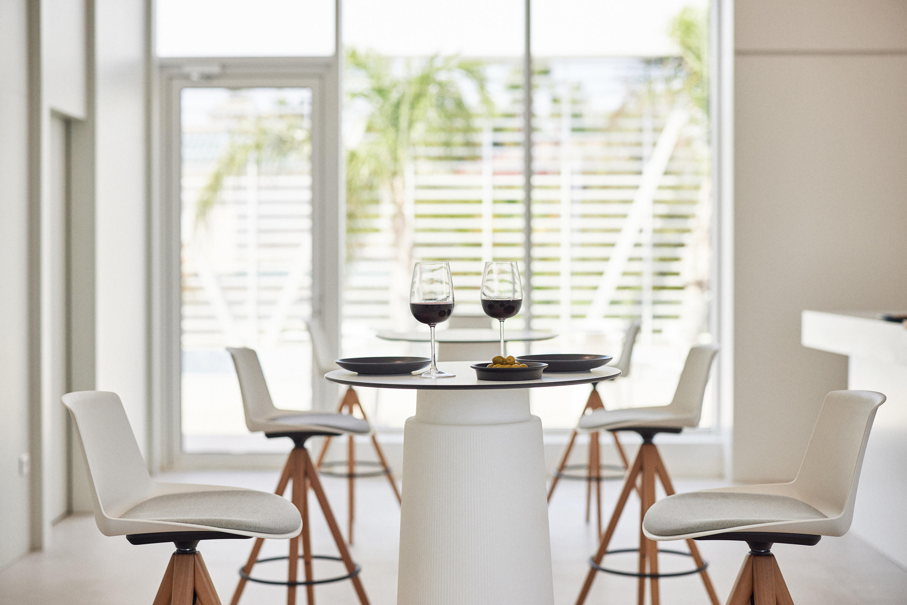 DORIK - Side tables from actiu | Architonic