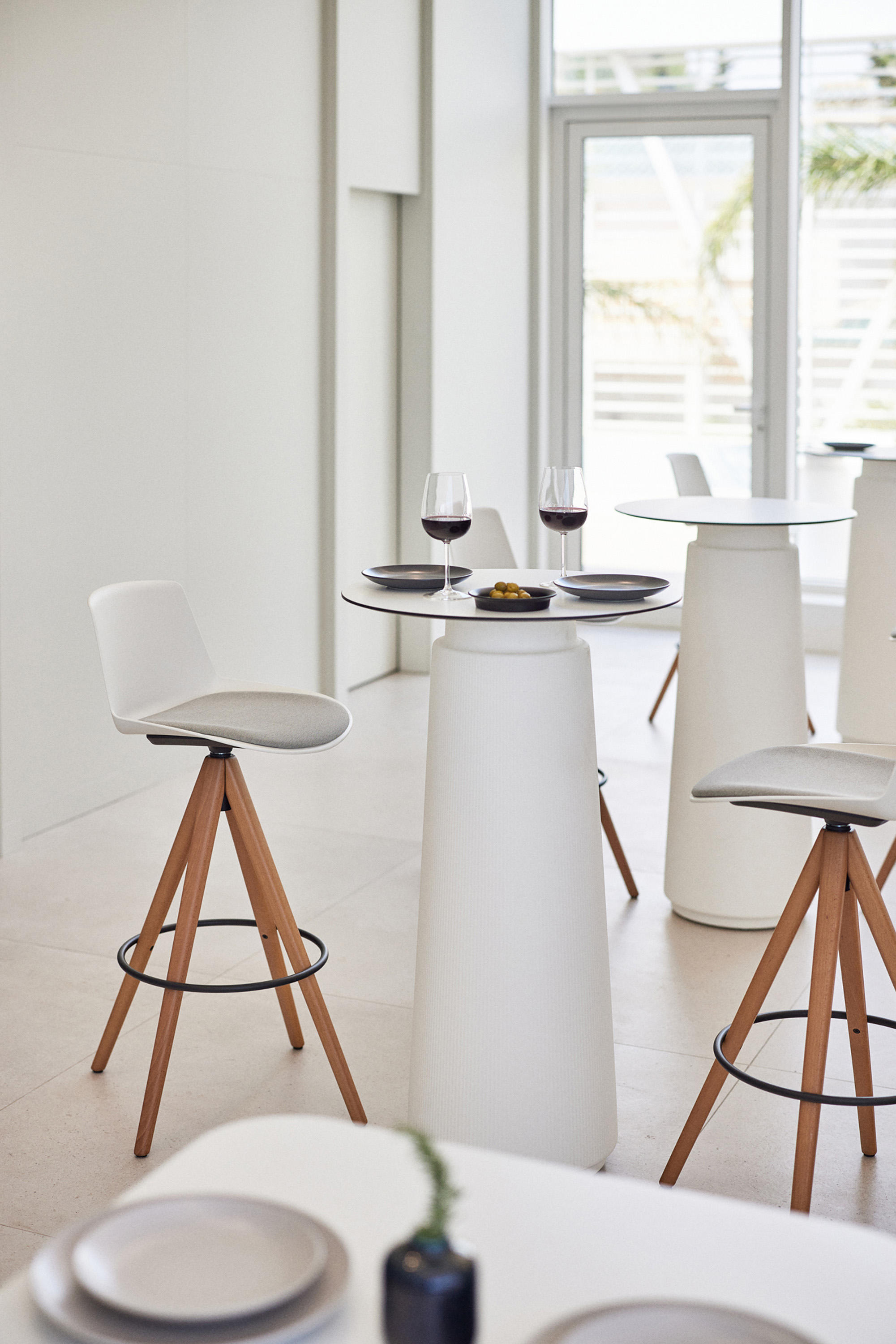 DORIK - Side tables from actiu | Architonic