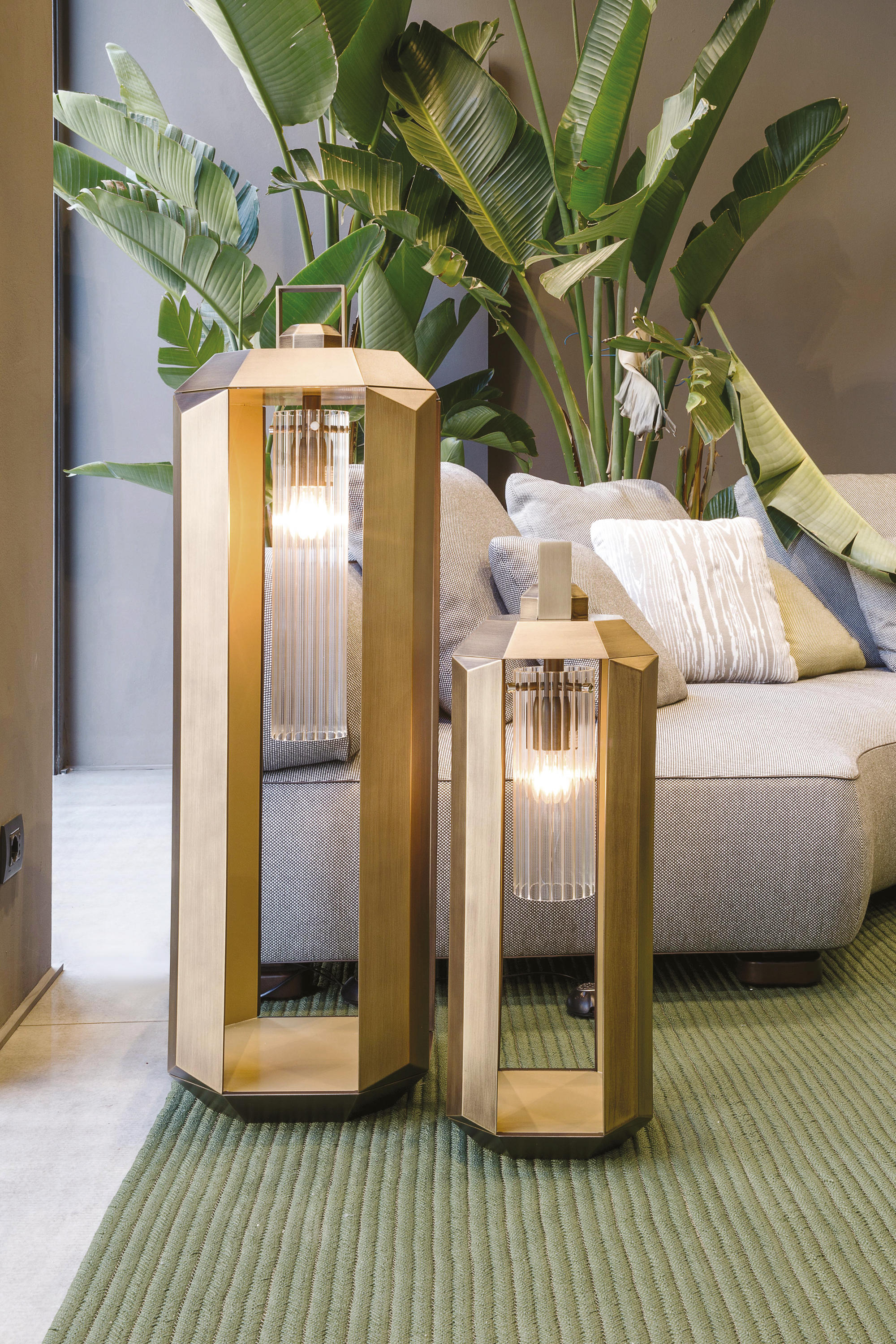 CUBE LARGE - Floor lights from Contardi Lighting | Architonic