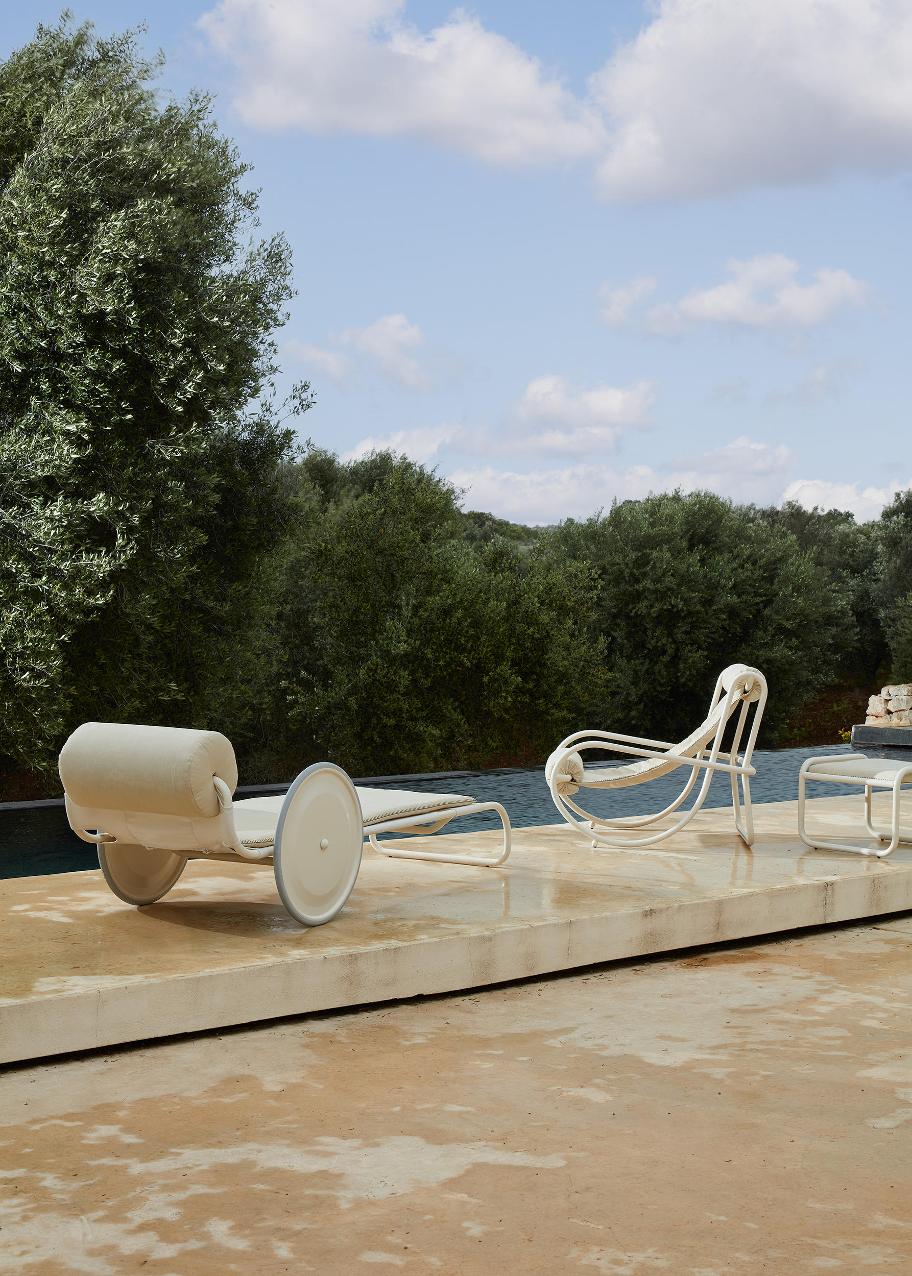 Locus Solus Sun Lounger | Architonic