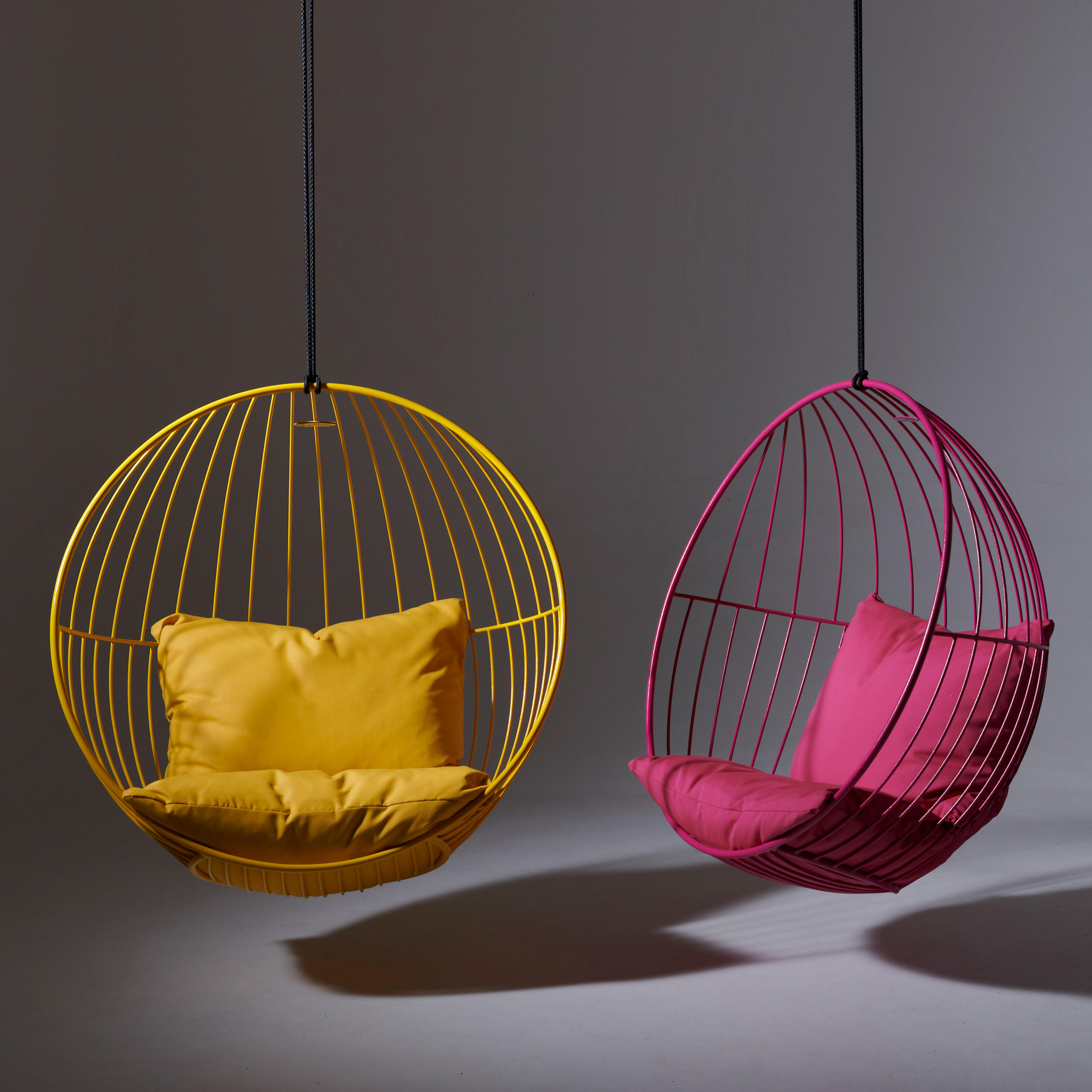 Bubble Hanging Chair Swing Seat - Star Pattern (White) | Architonic