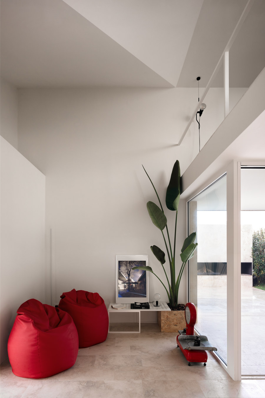 STONEHOUSE by Michela Ekstrom | Detached houses