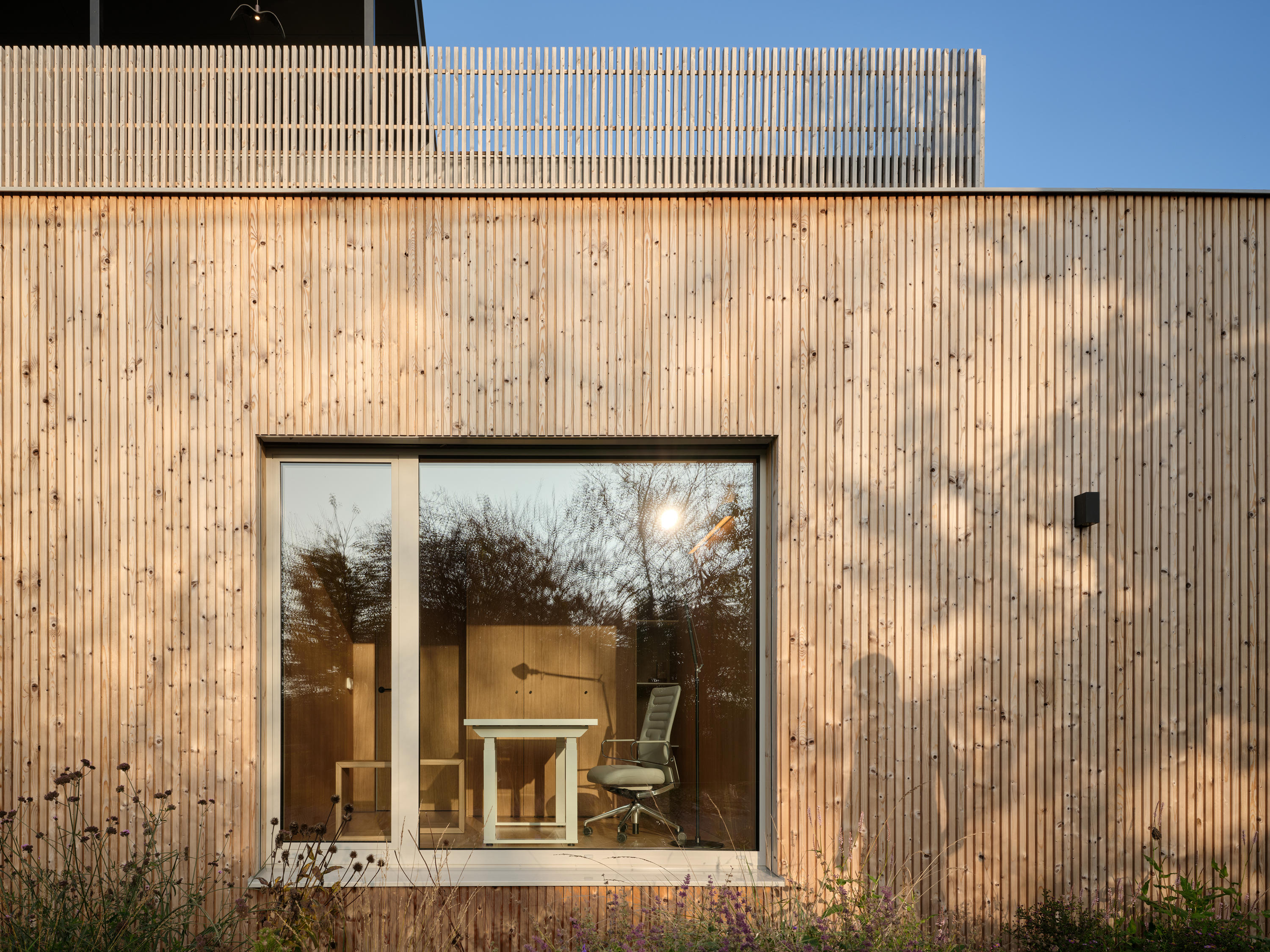 Family and Company Headquarters Eko modular de Eko modular | Casas ...