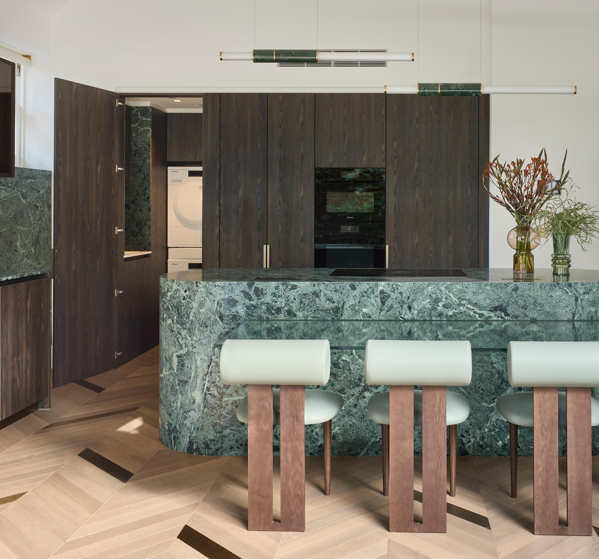 Sloane Building conversion, in Chelsea, London by Poggenpohl | Bar ...