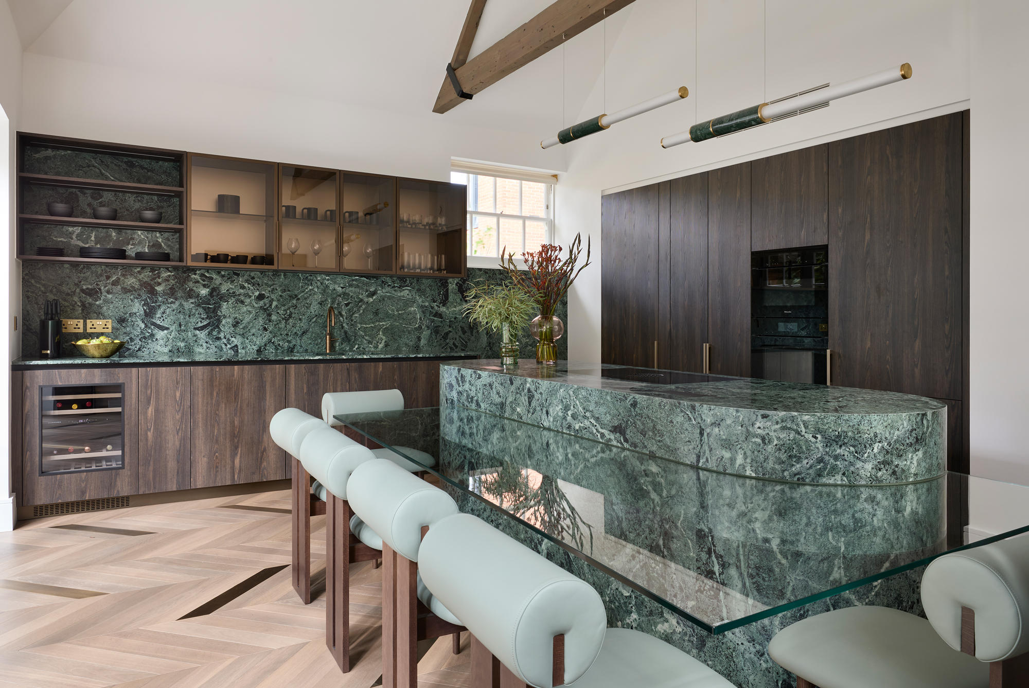 Sloane Building conversion, in Chelsea, London by Poggenpohl | Bar ...