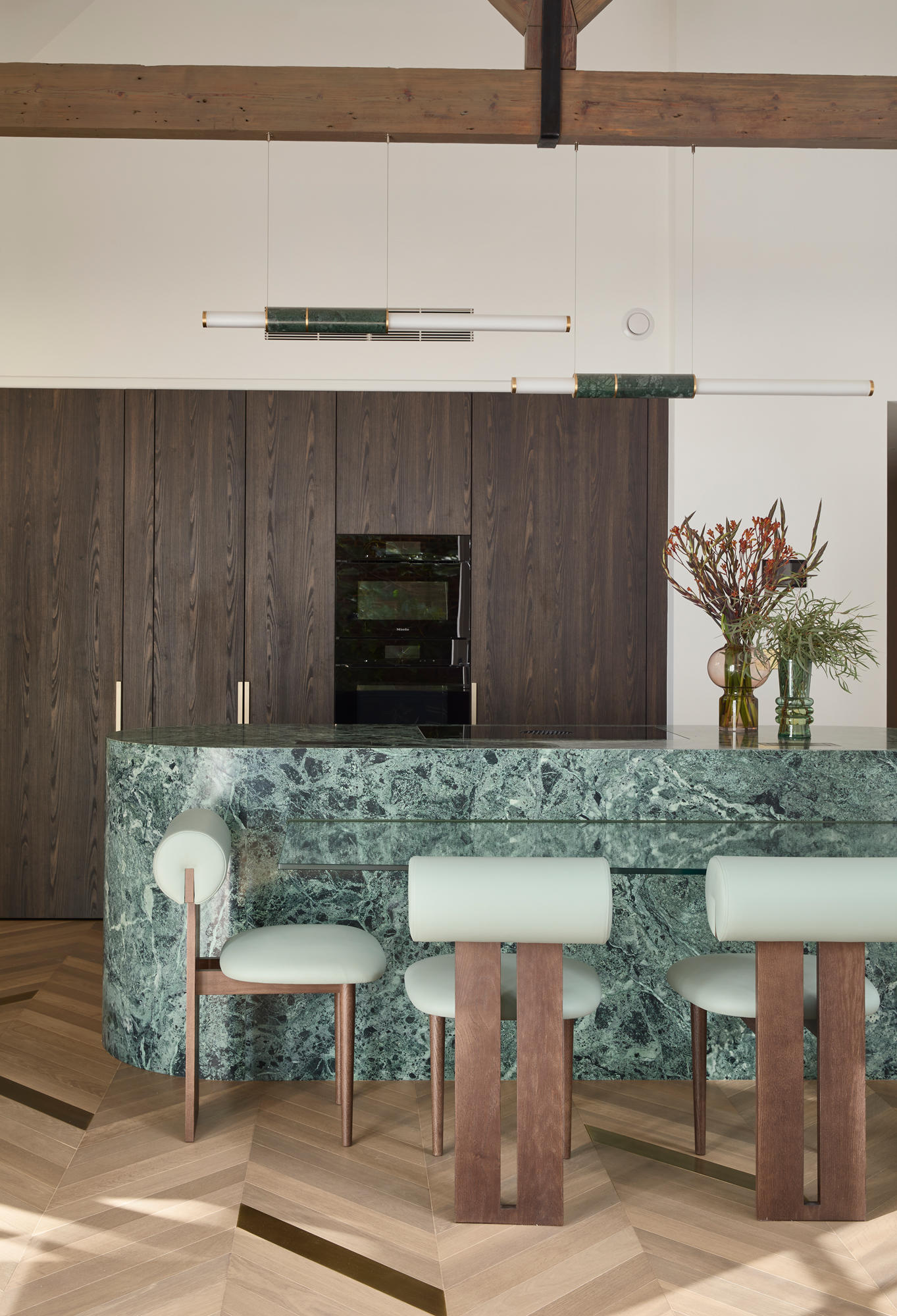 Sloane Building conversion, in Chelsea, London by Poggenpohl | Bar ...