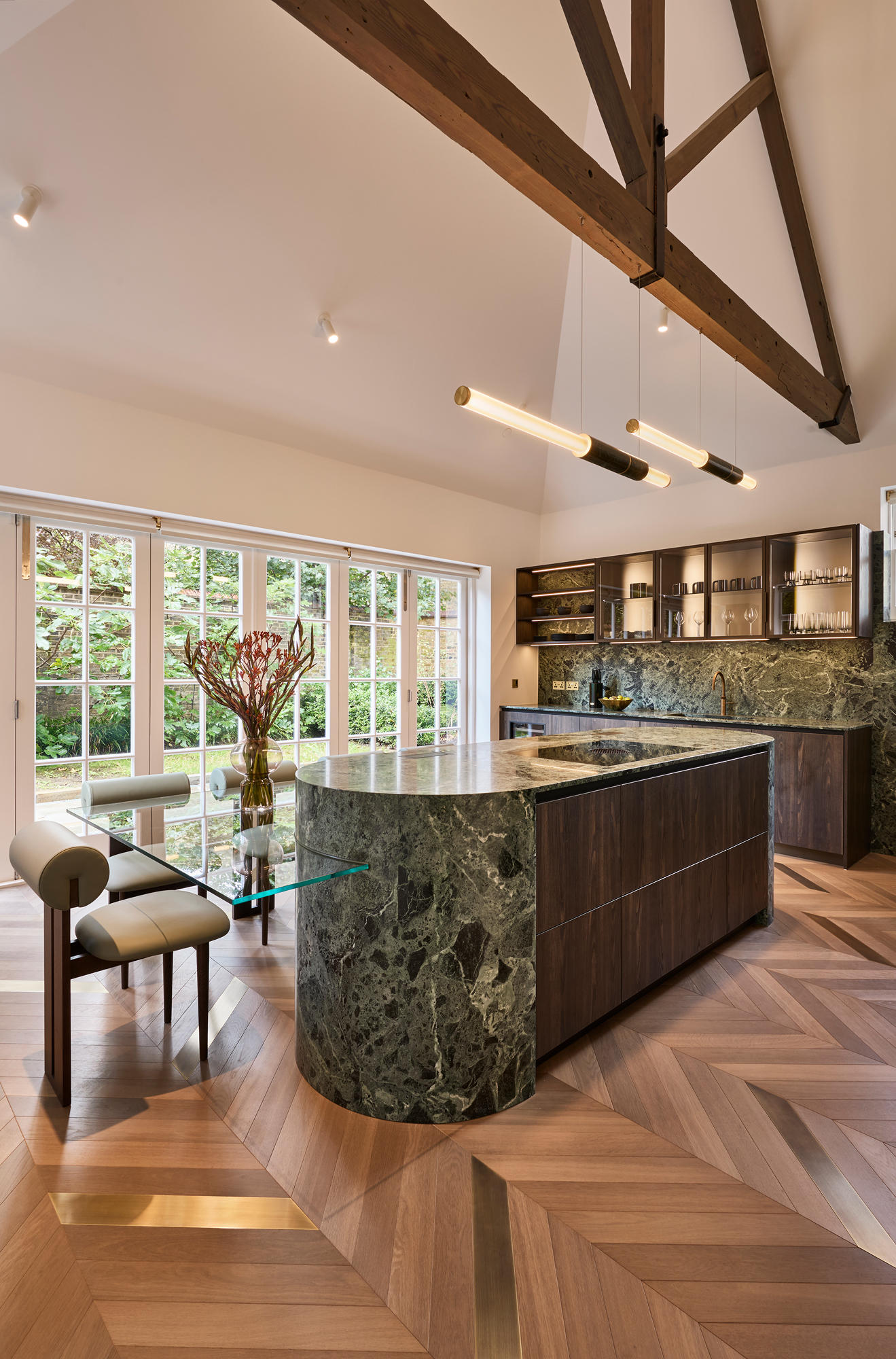 Sloane Building conversion, in Chelsea, London by Poggenpohl | Bar ...
