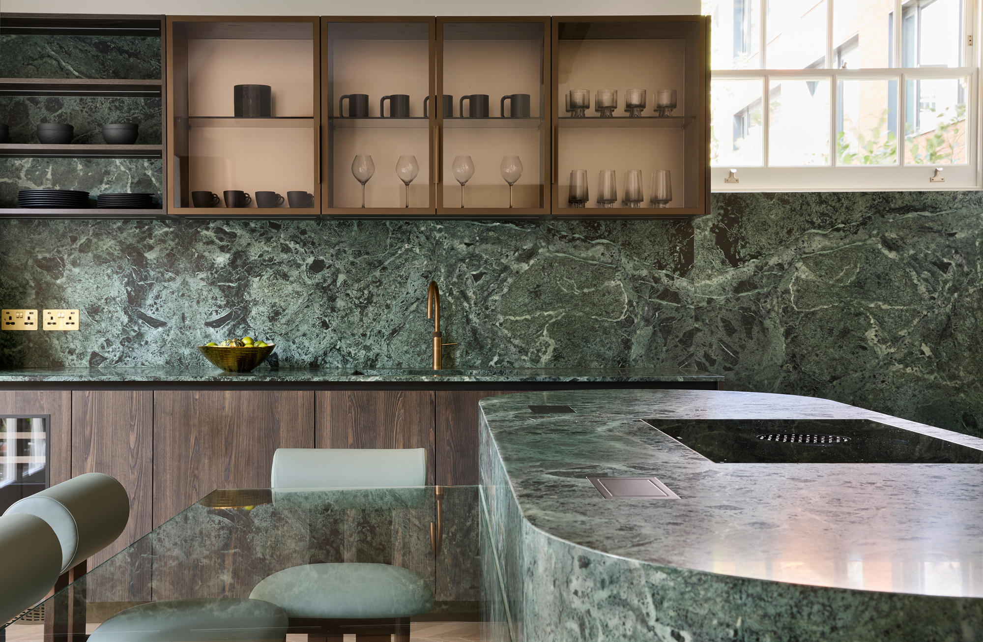 Sloane Building conversion, in Chelsea, London by Poggenpohl | Bar ...