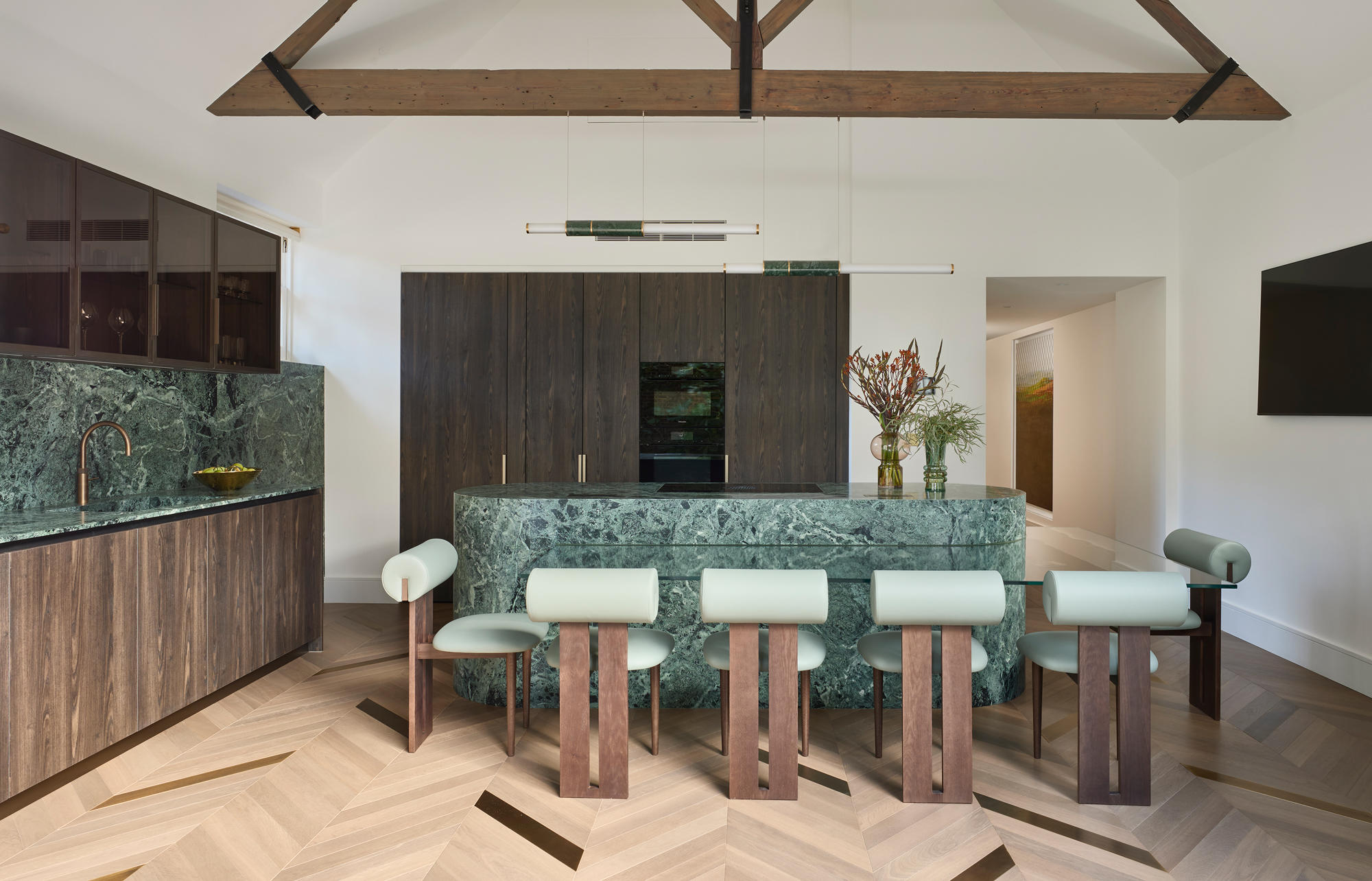 Sloane Building conversion, in Chelsea, London by Poggenpohl | Bar ...