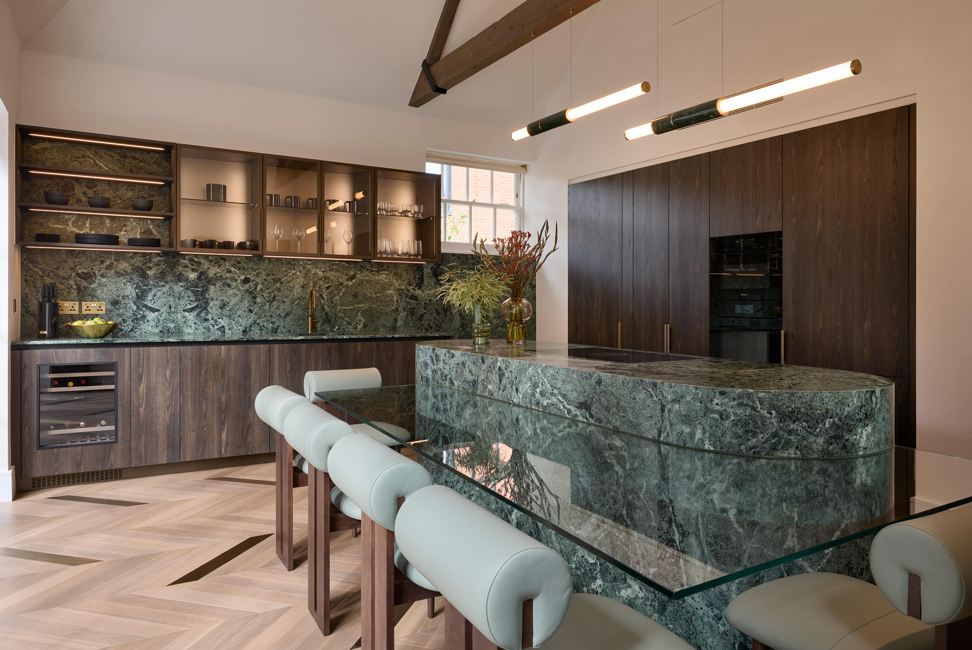 Sloane Building conversion, in Chelsea, London by Poggenpohl | Bar ...